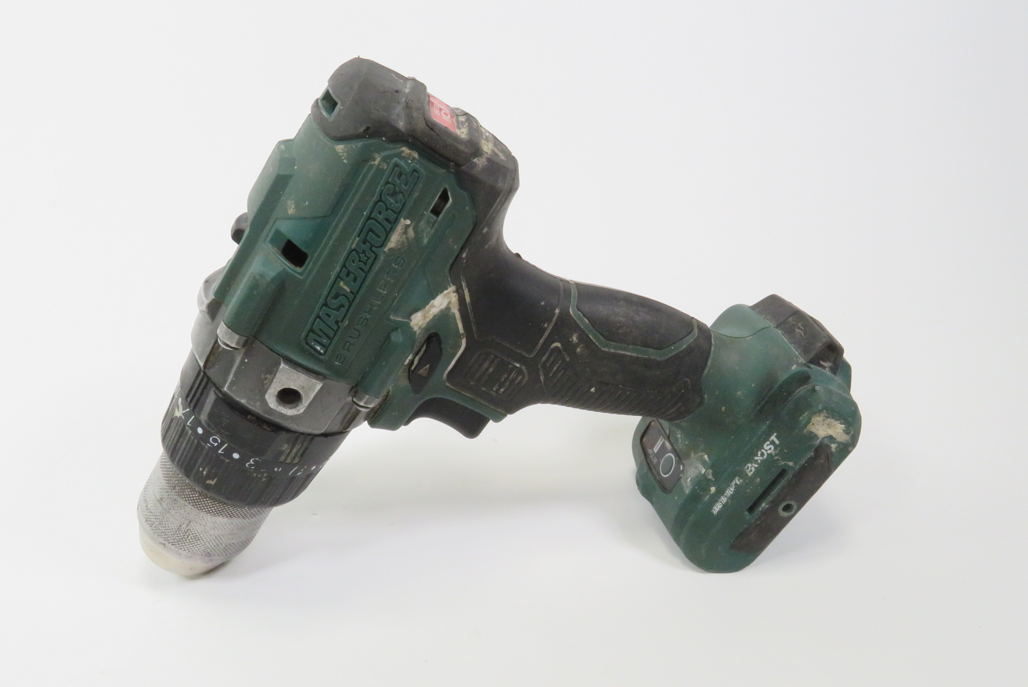 Masterforce 241-0472 BOOST 20-Volt Brushless Cordless 1/2" Hammer Drill Kit