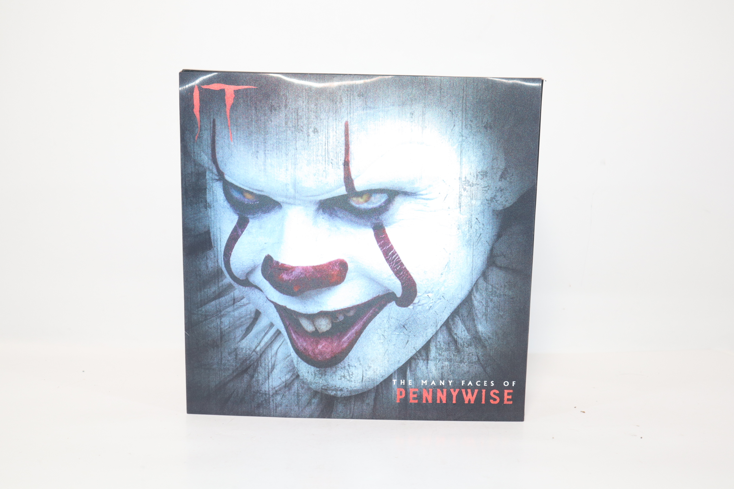 NECA IT The Many Faces Of Pennywise 93N042621 7" Action Figure Deluxe ...