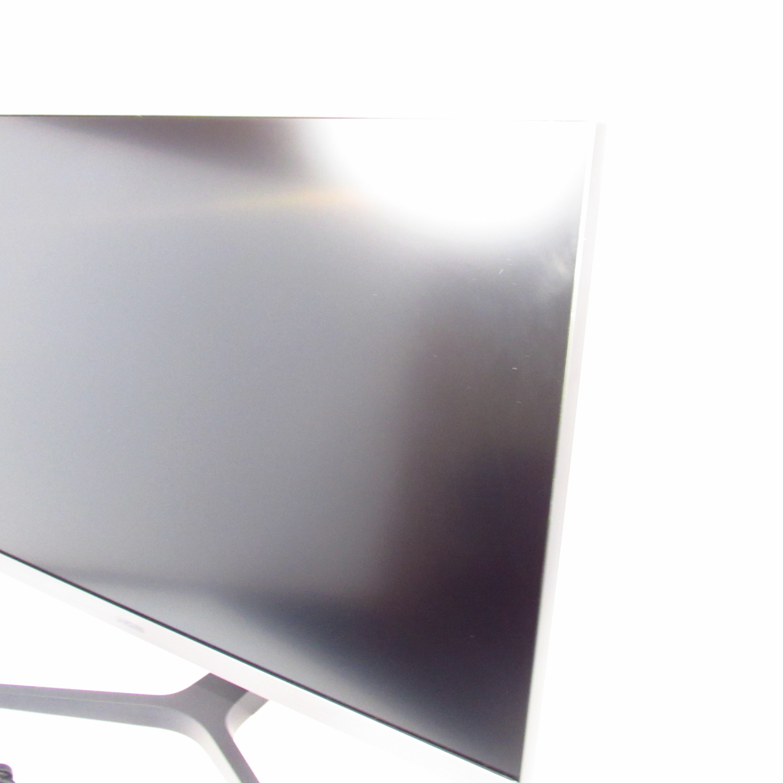 Samsung U28R550UQN 4K UHD 3840x2160 28'' IPS Monitor - Local Pick-Up Only