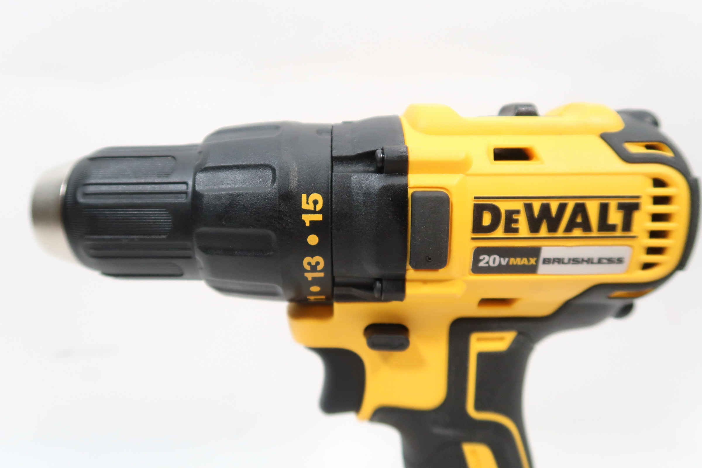 DeWalt DCD777 20-Volt MAX Lithium-Ion Cordless 1/2 in. Drill/Driver