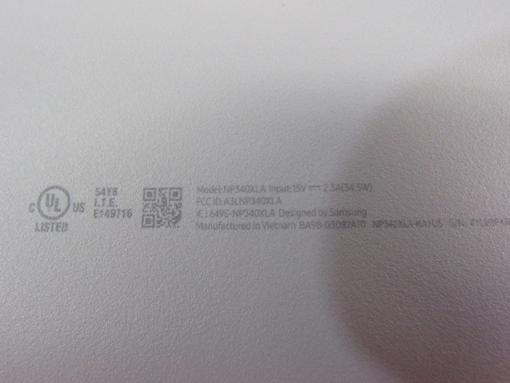 Samsung Galaxy Book Go NP340XLA Snapdragon 7c 2.55GHz 4GB RAM 128GB SSD 14"