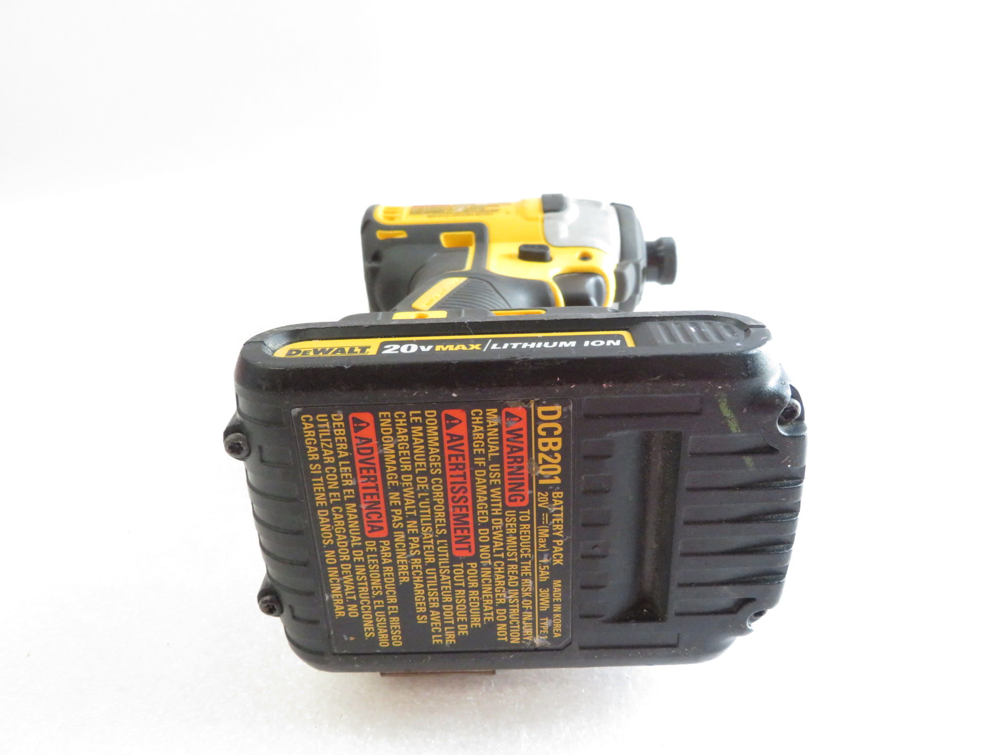 DEWALT DCF887 20V MAX XR Cordless Brushless 3-Speed 1/4 in. Impact Driver