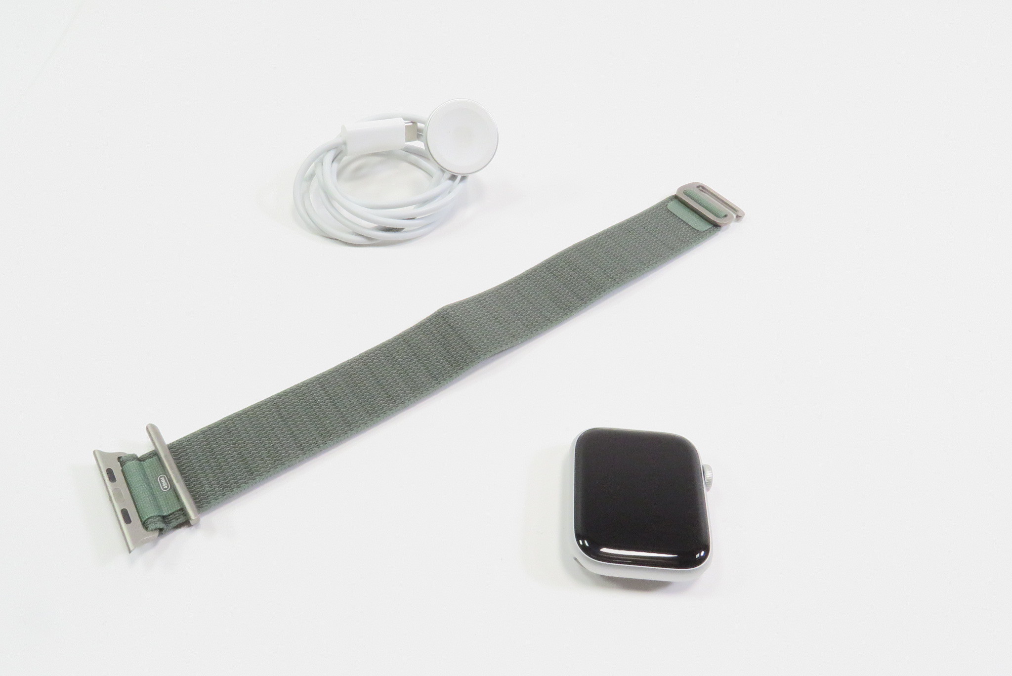 Apple Watch SE 2 A2723 44mm Aluminum Casing Touchscreen Smartwatch