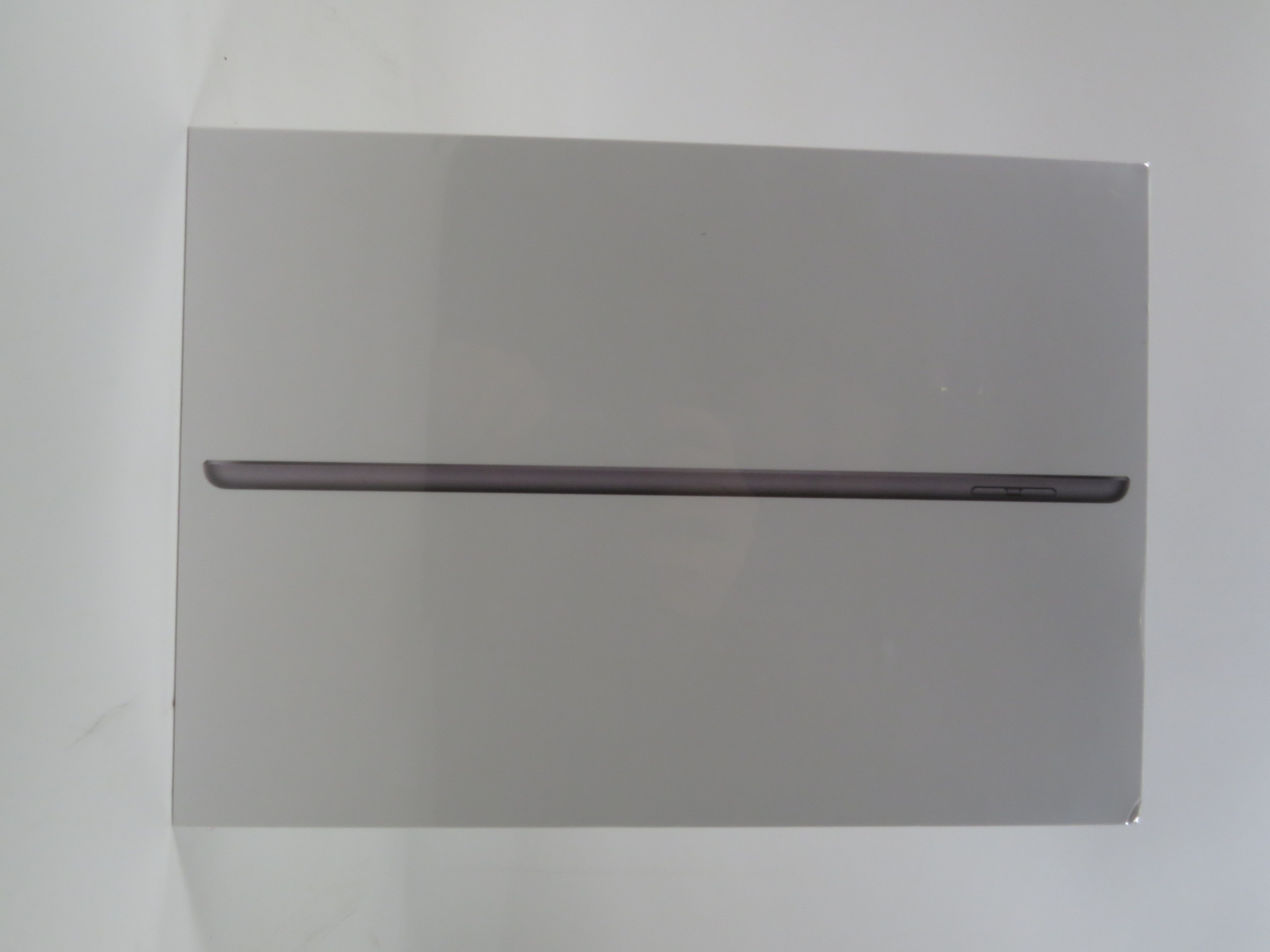 Apple A2602 iPad 9th Gen 10.2" 64GB Wi-Fi Tablet MK2K3LL/A