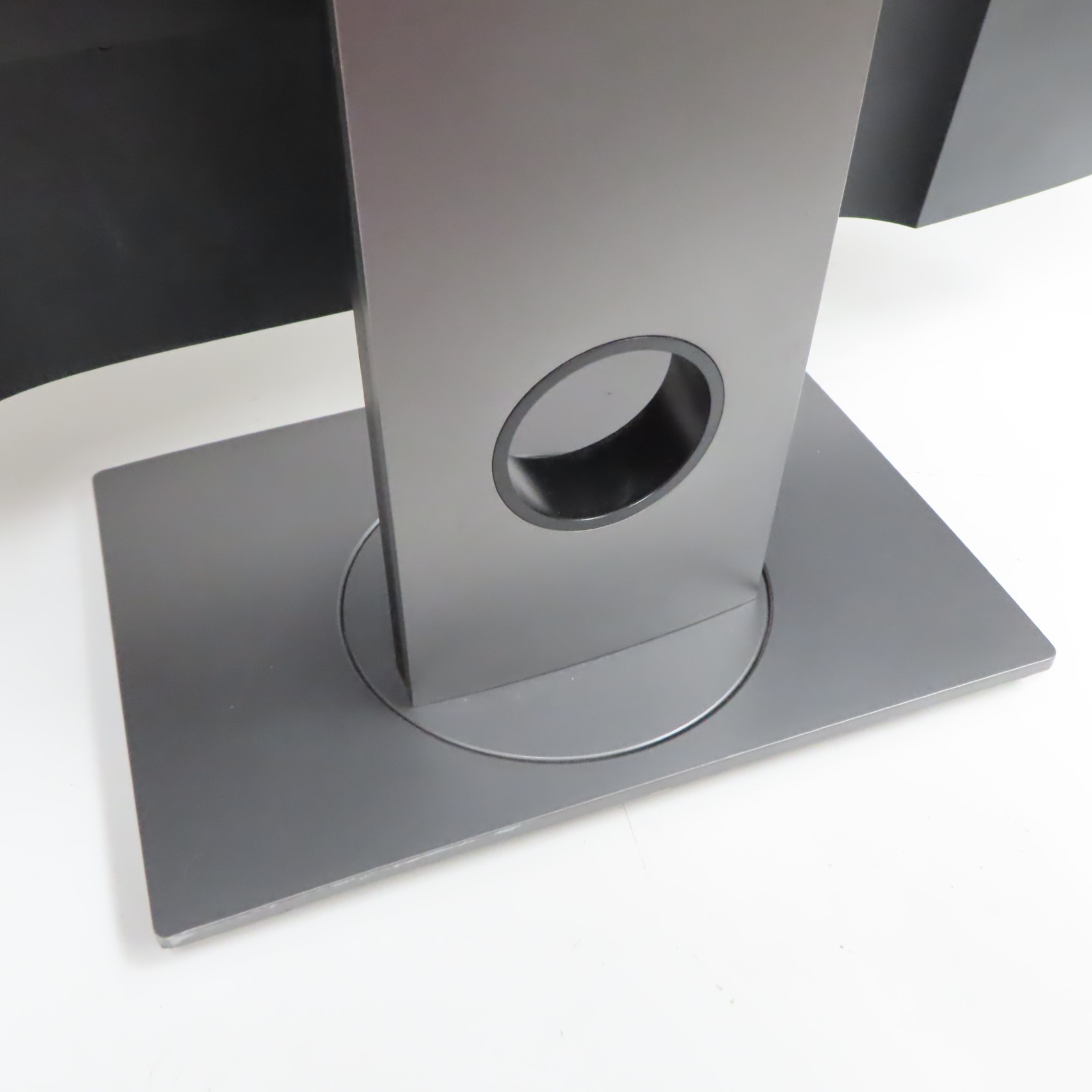 Dell P2418HZm 24" Video Conference 1080i (FHD) Monitor (Local Pick-Up Only)