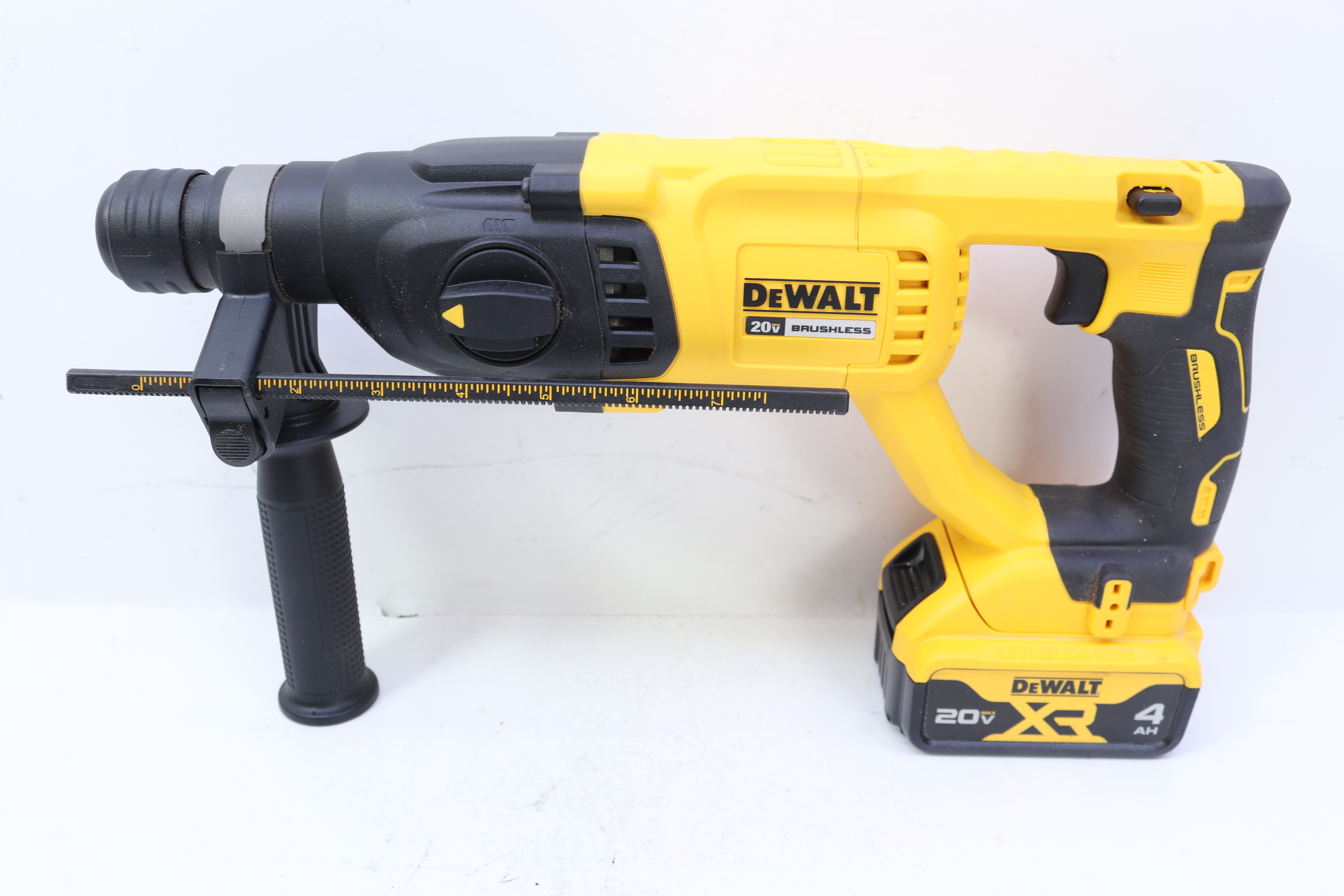 DEWALT DCH133 20V Brushless 1" SDS Plus D-Handle Concrete/Masonry ...