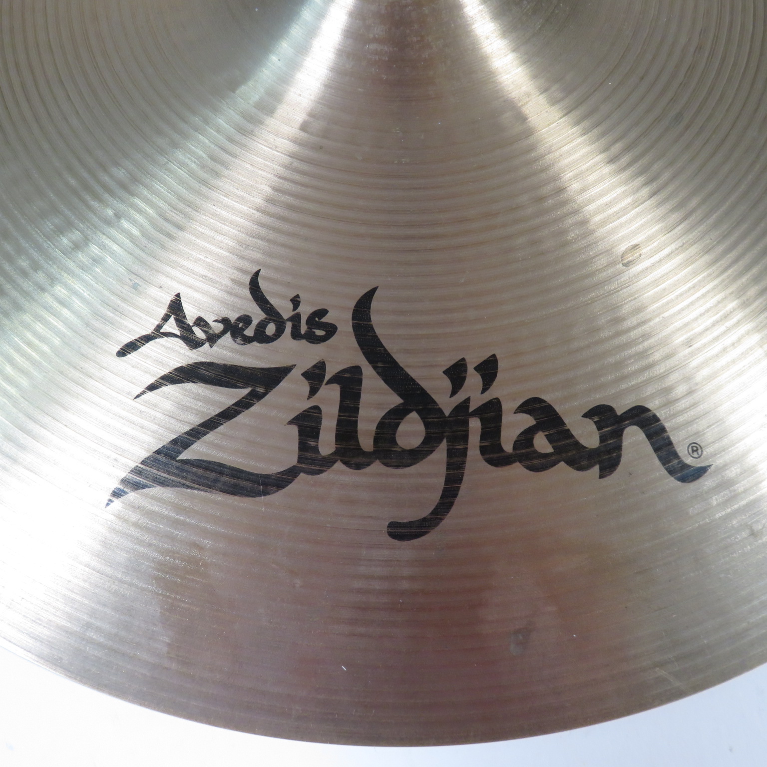 Avedis Zildjian Medium 16-inch Crash Cymbal