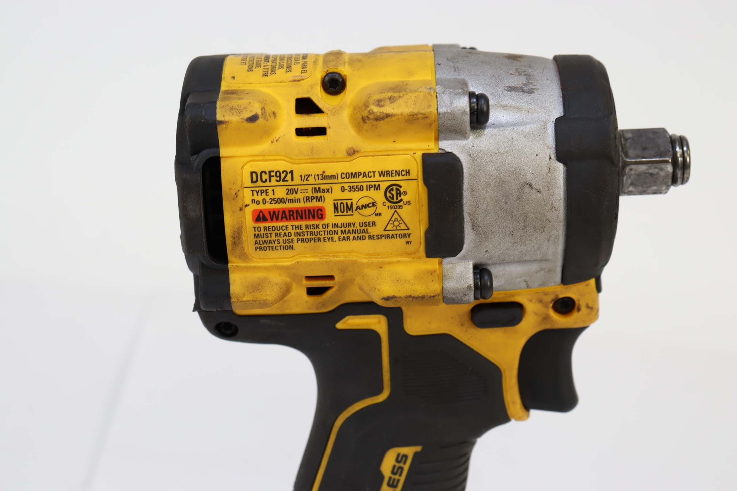DEWALT Impact Wrench DCF921 ATOMIC 20-Volt MAX Cordless Brushless 1/2"