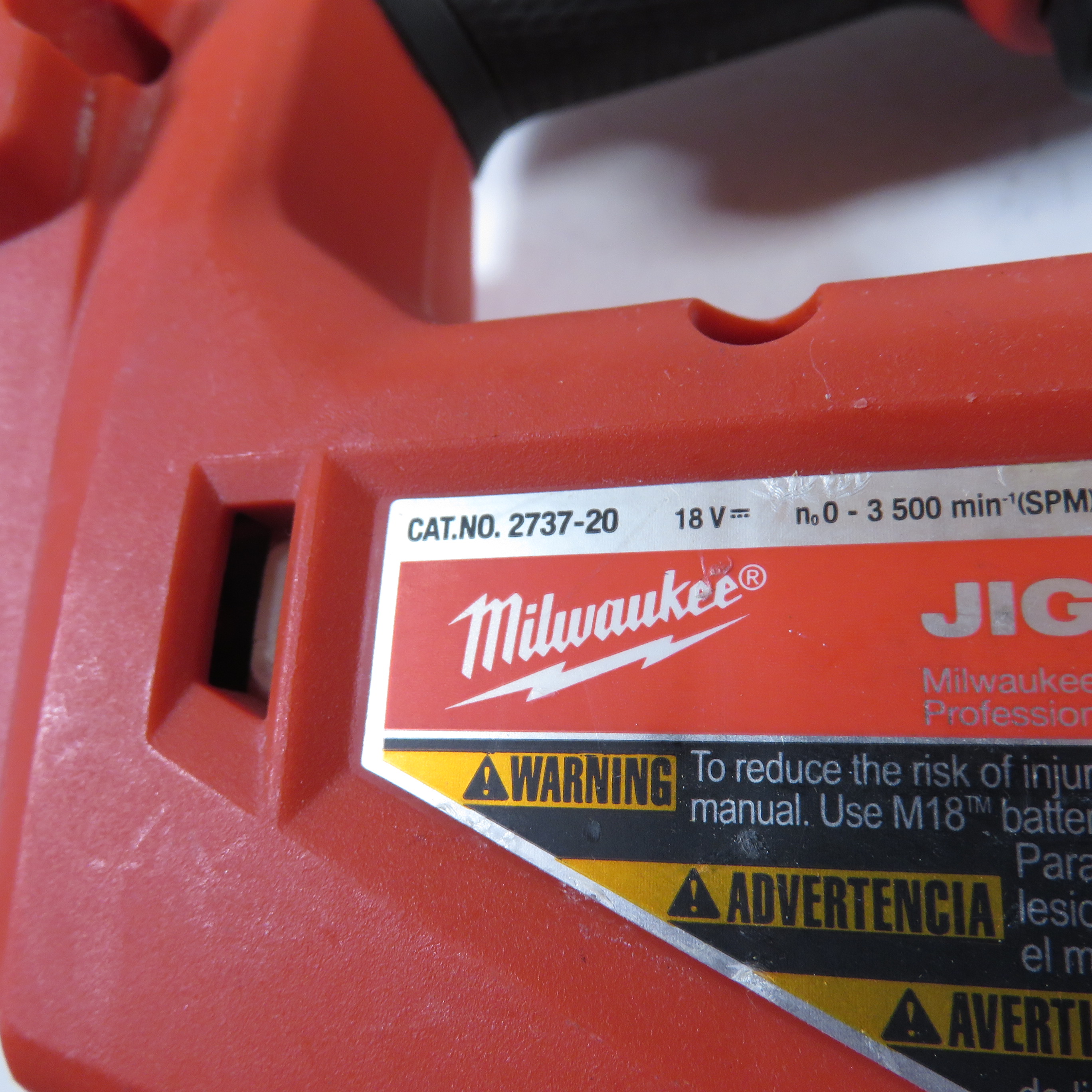 Milwaukee 2737-20 M18 FUEL 18-Volt Lithium-Ion Brushless Cordless Jig Saw