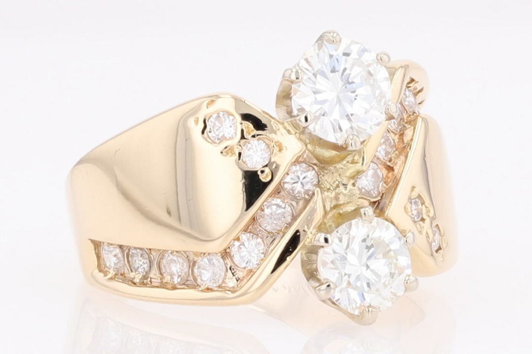 1.35ctw Round Cut Diamond Two-Stone Engagement Ring 14k Yellow Gold Size 5