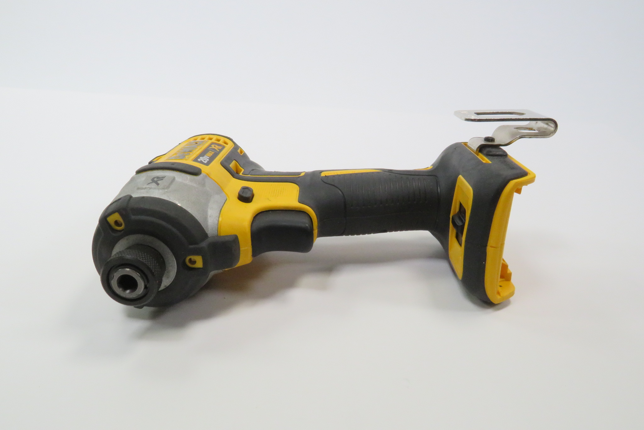 DeWalt DCF887 20V MAX XR Brushless 3-Speed 1/4" Cordless Impact Driver