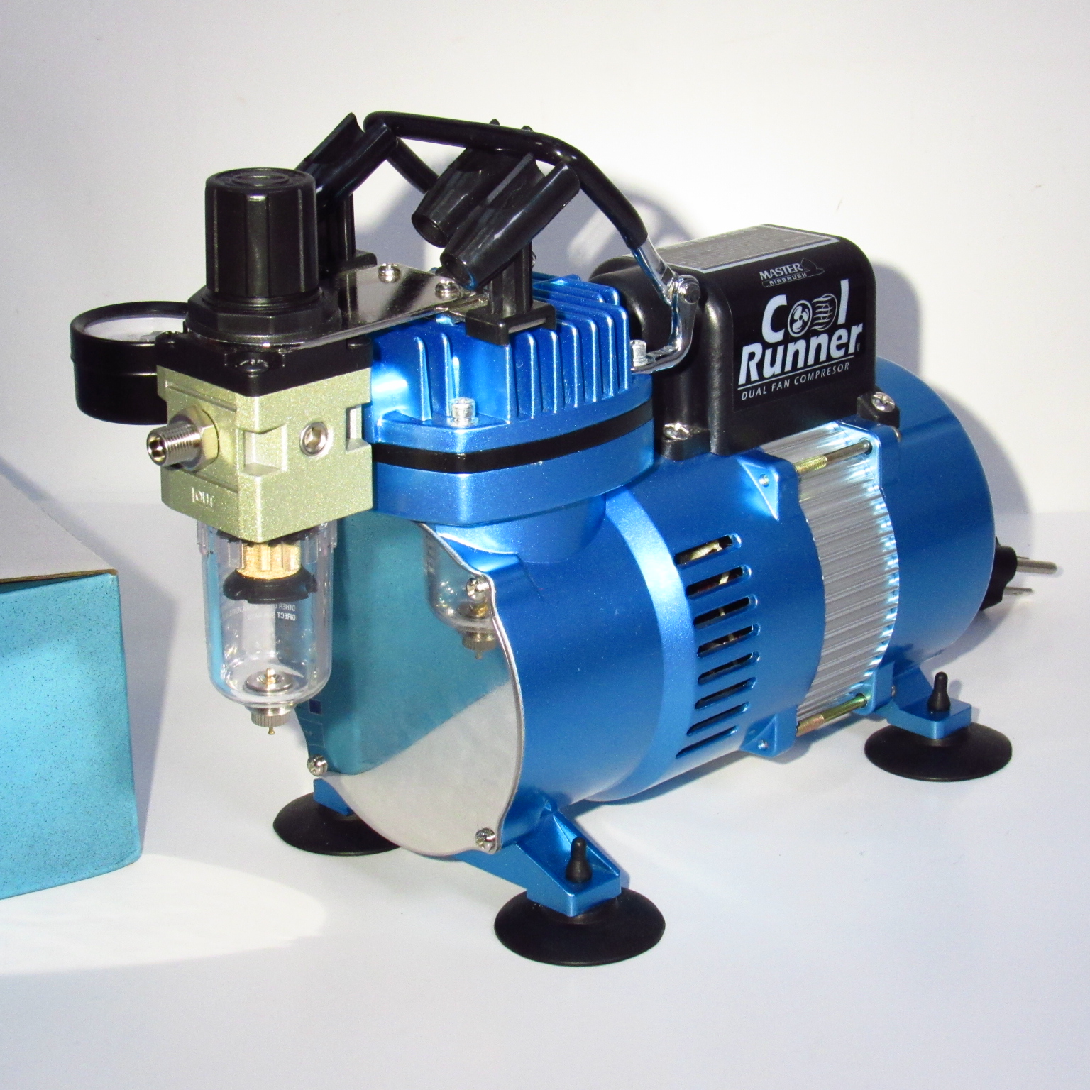 Master Airbrush MAS TC-320-HB Cool Runner Dual Fan Compressor Kit