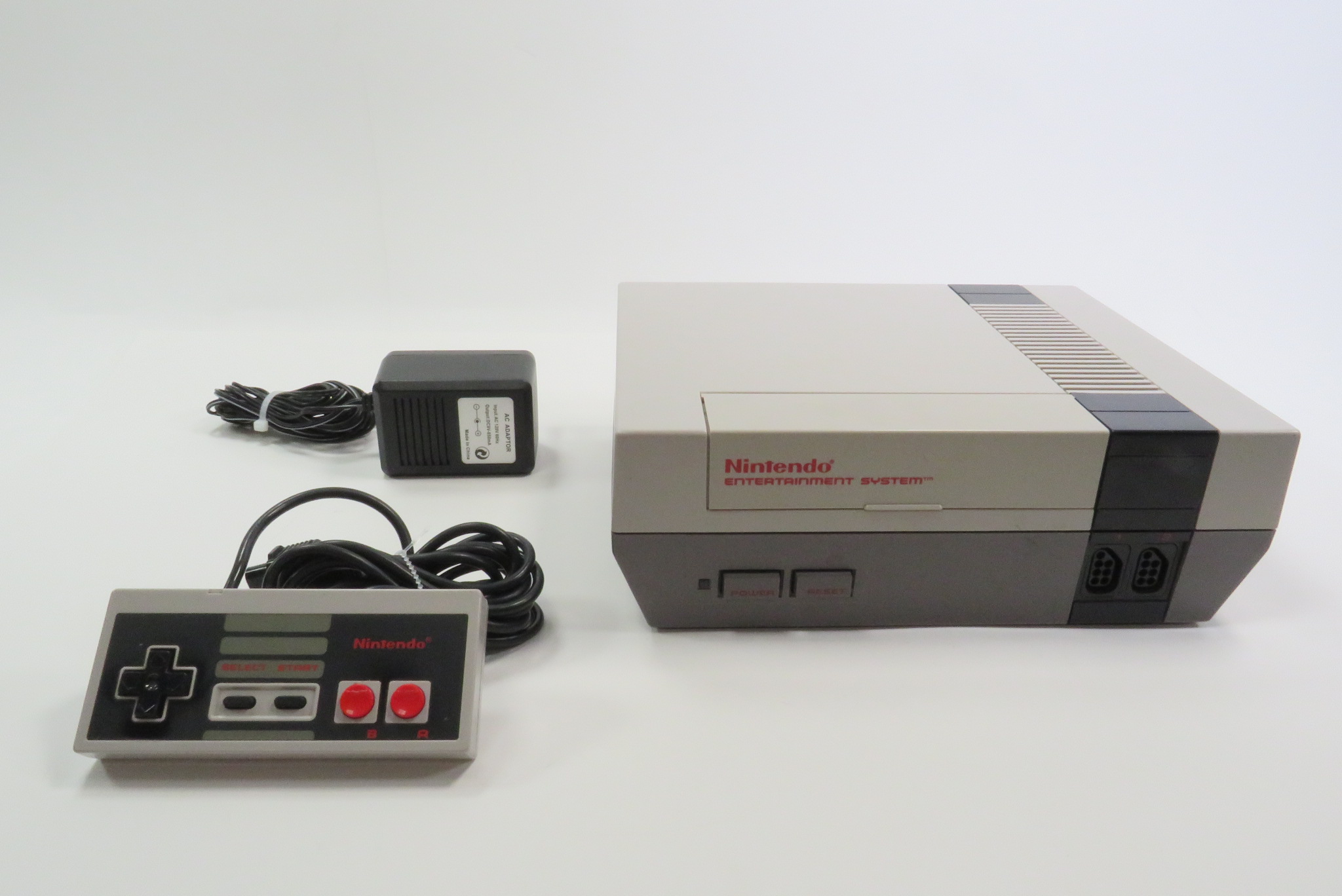 Nintendo Entertainment System NES-001 8-Bit Home Video Game Console -5553