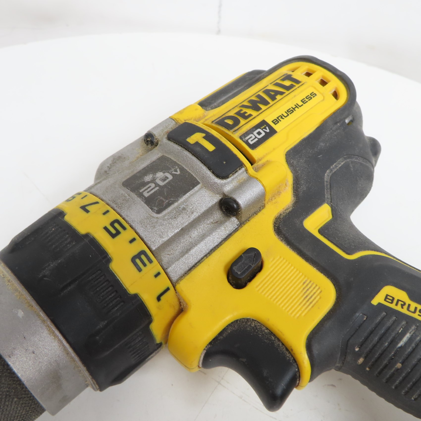 DeWalt DCD999 MAX 20V 1/2" Cordless Hammer Drill/Driver