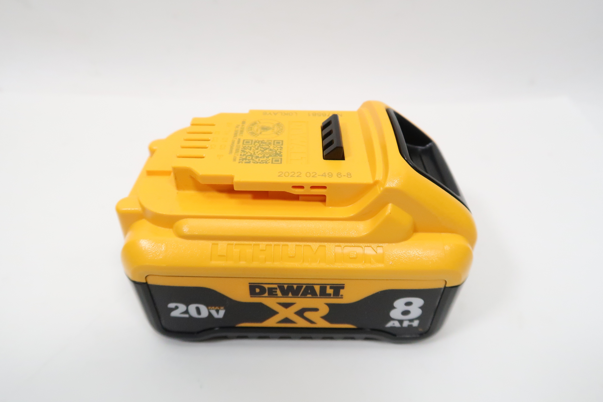 DeWalt DCBL722 20V MAX 125 MPH 450 CFM Cordless Handheld Leaf Blower