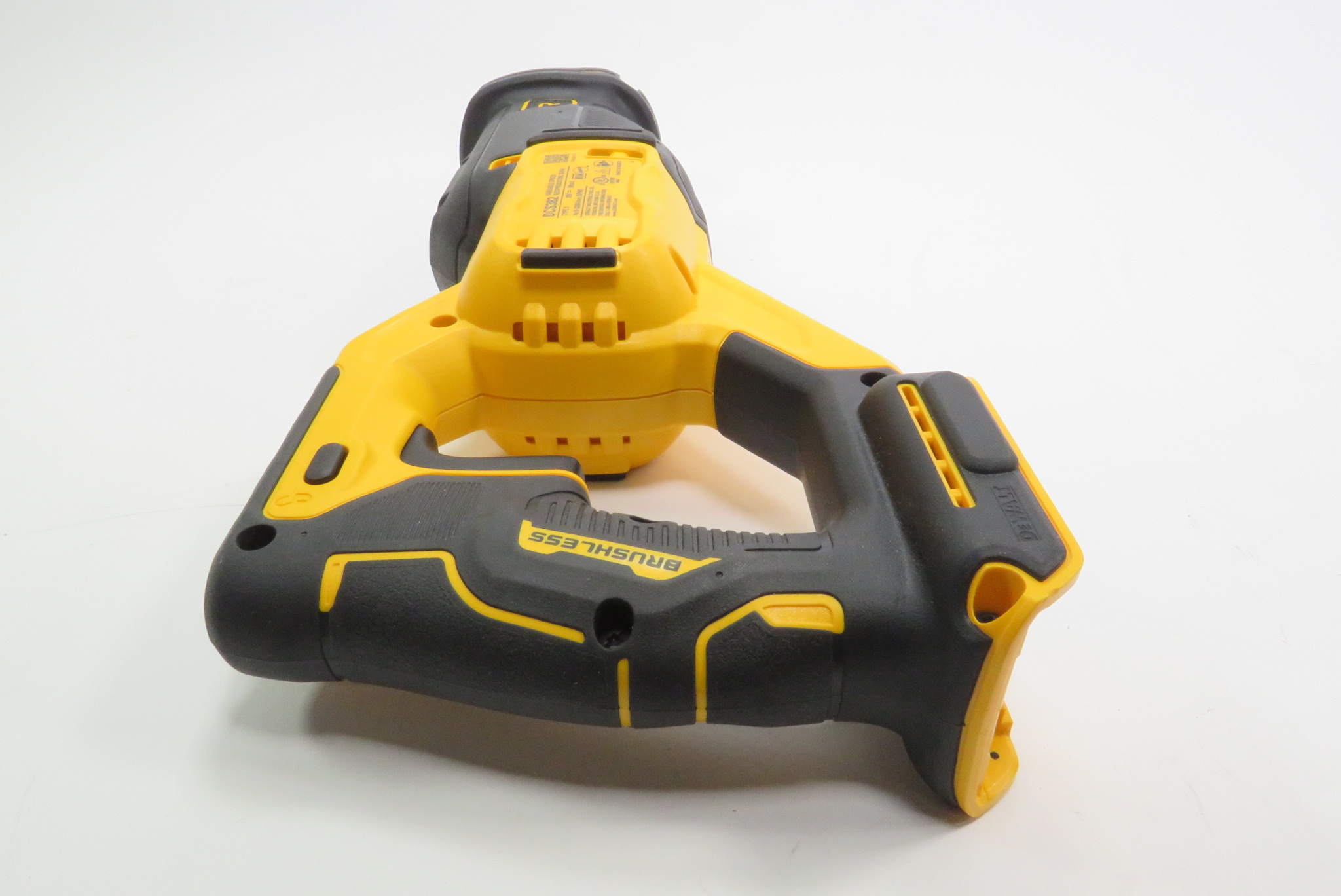 DeWalt DCS382 20-Volt MAX XR Lithium-Ion Cordless Brushless ...