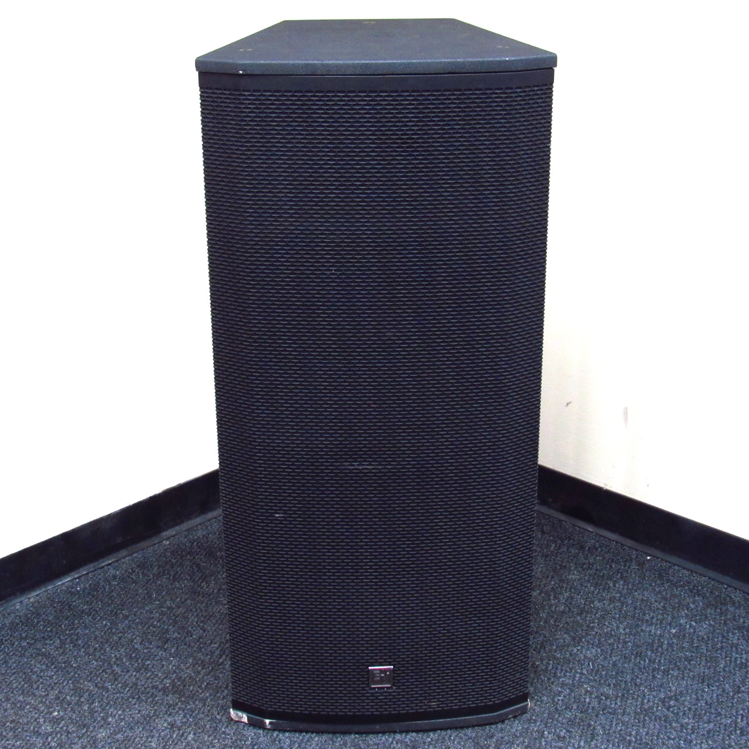 Electro-Voice ETX-35P 2000W 15'' 3-Way Powered Loudspeaker - Pick-Up ...