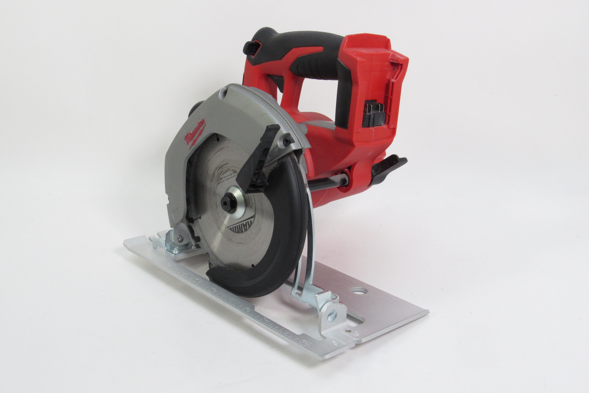 Milwaukee 2630-20 M18 18V Lithium-ion 6-1/2'' Circular Saw - Tool Only