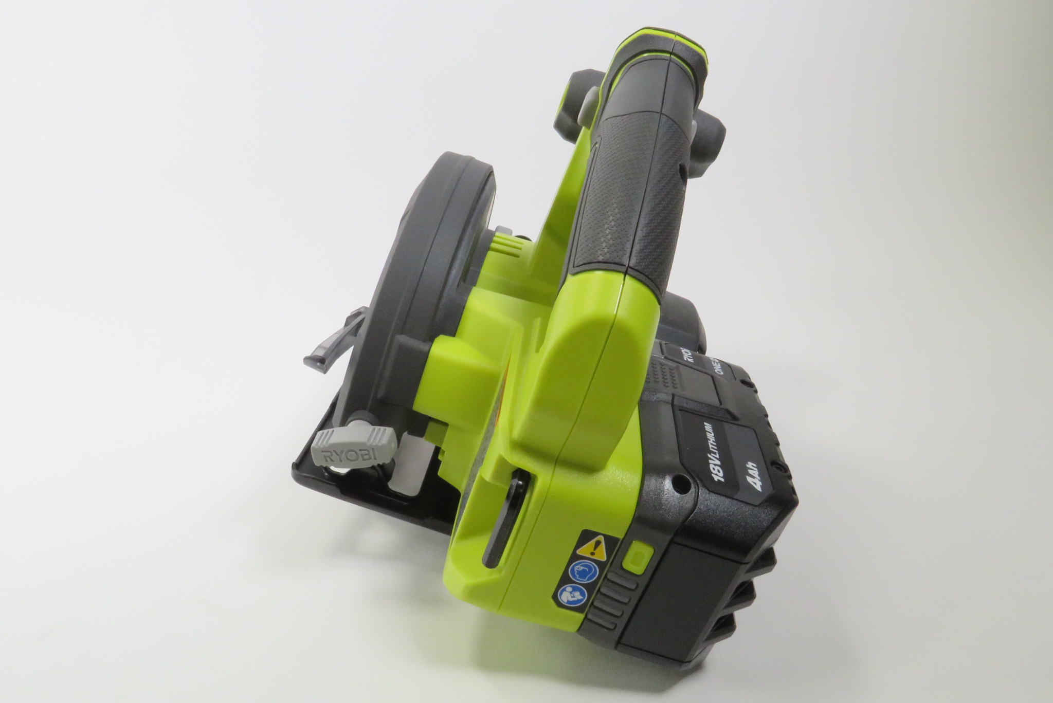 Ryobi PCL500 ONE+ 18-Volt Lithium-Ion Cordless 5 1/2" Circular Saw