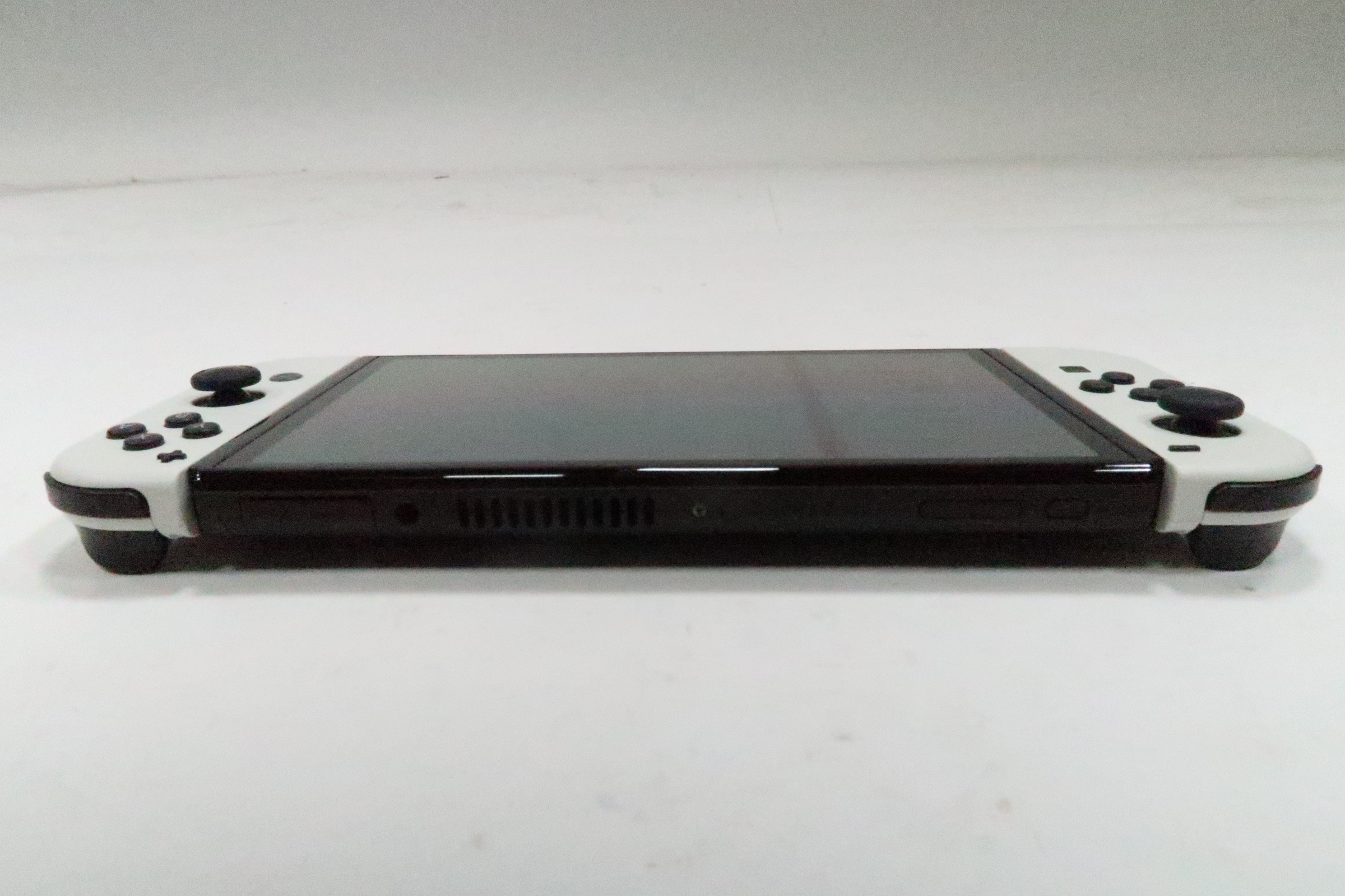 Nintendo HEG-001 Switch OLED Handheld Touchscreen Video Game Console 0626