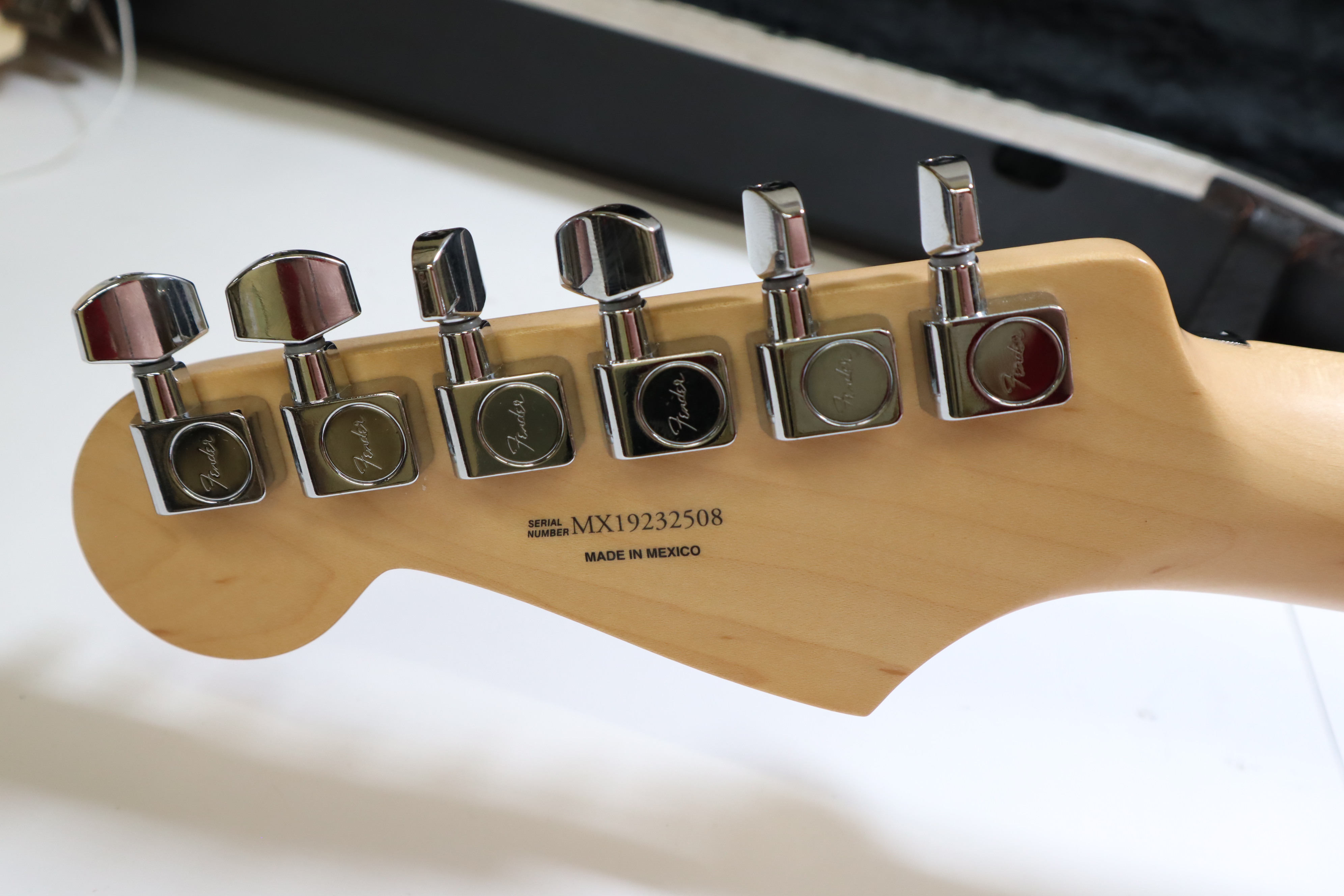 Fender Stratocaster Floyd Rose HSS Right Handed 6 String Electric ...