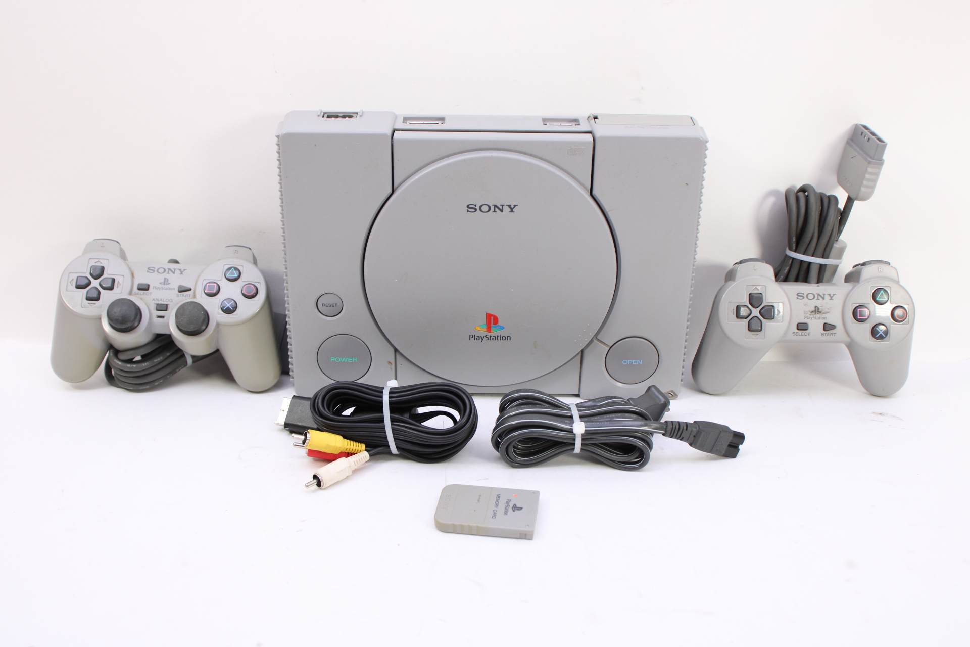 Sony PlayStation 1 SCPH-7501 Gray Body Home Video Game Console - 5071