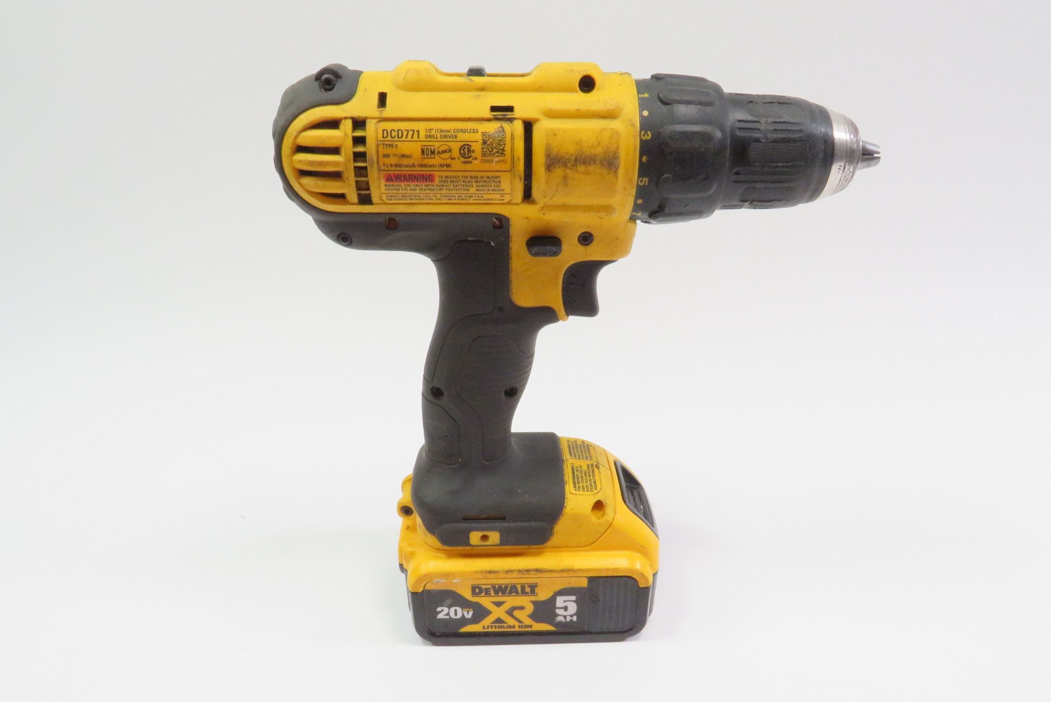 DeWalt DCD771 20V MAX Lithium-Ion 1/2" Cordless Drill Driver