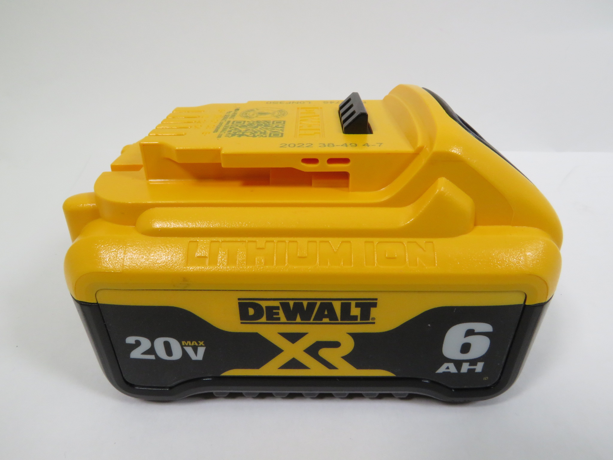 DeWalt DCB206 XR 20V MAX 6AH Battery--