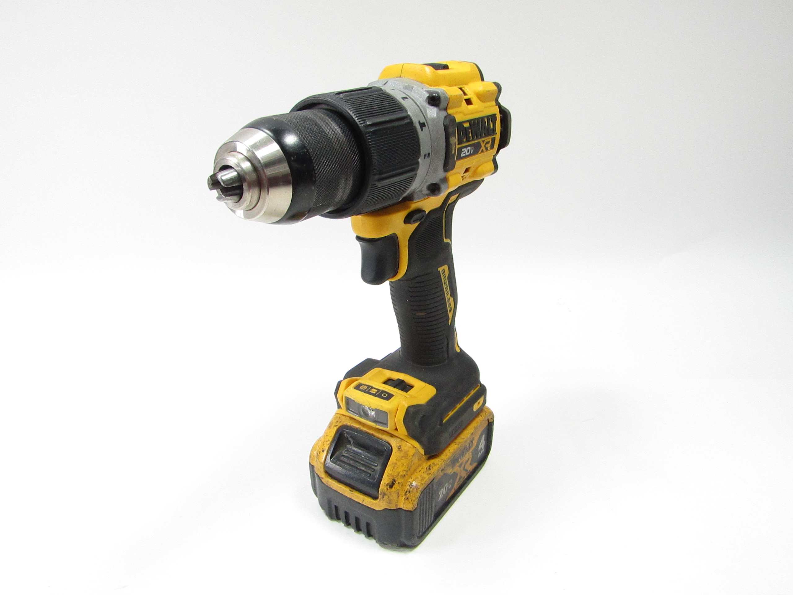 DeWALT DCD805 20V MAX Lithium-Ion Compact 1/2 in. Hammer Drill Driver 9146