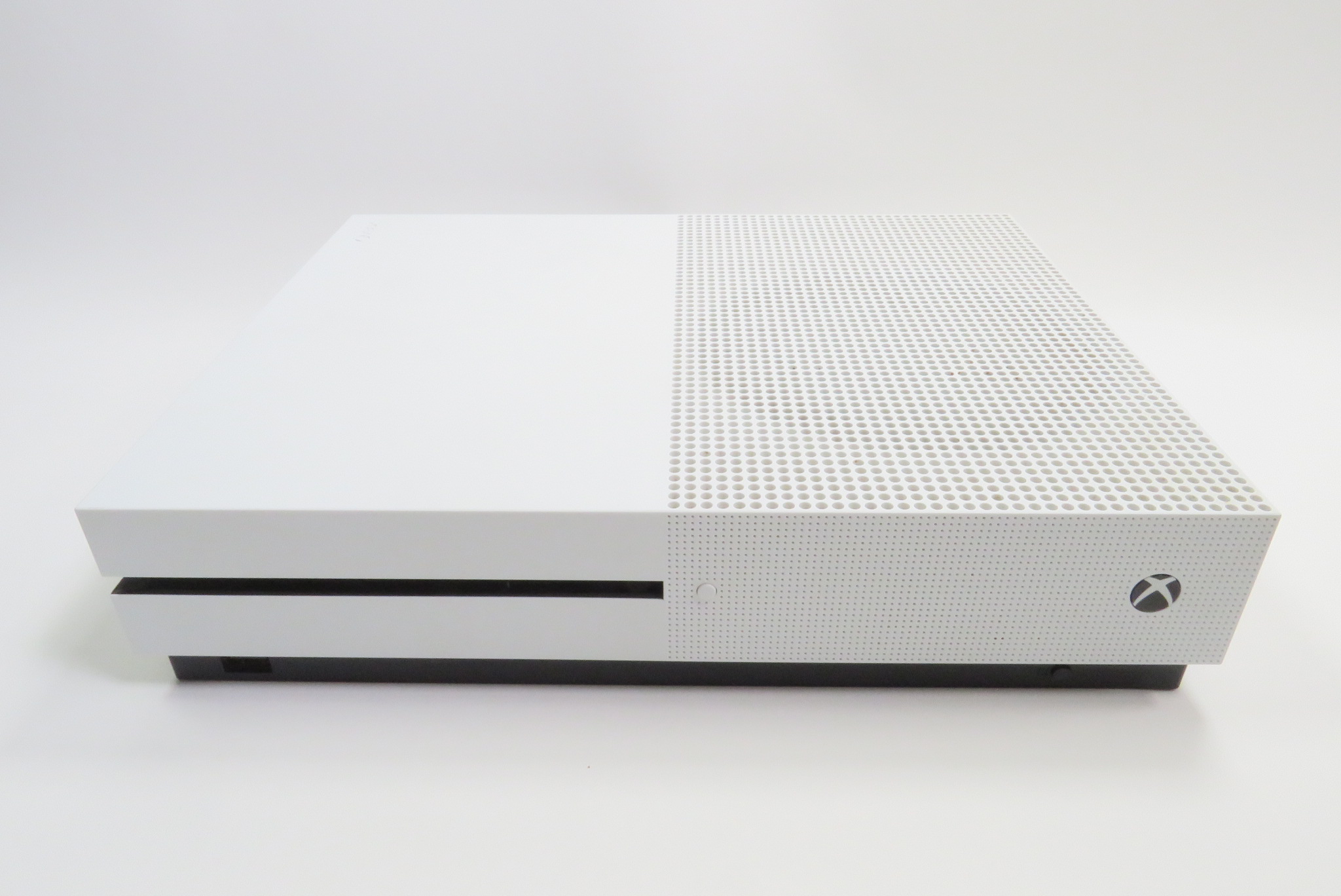 Microsoft Xbox One S 1681 500GB Video Game Console -8999