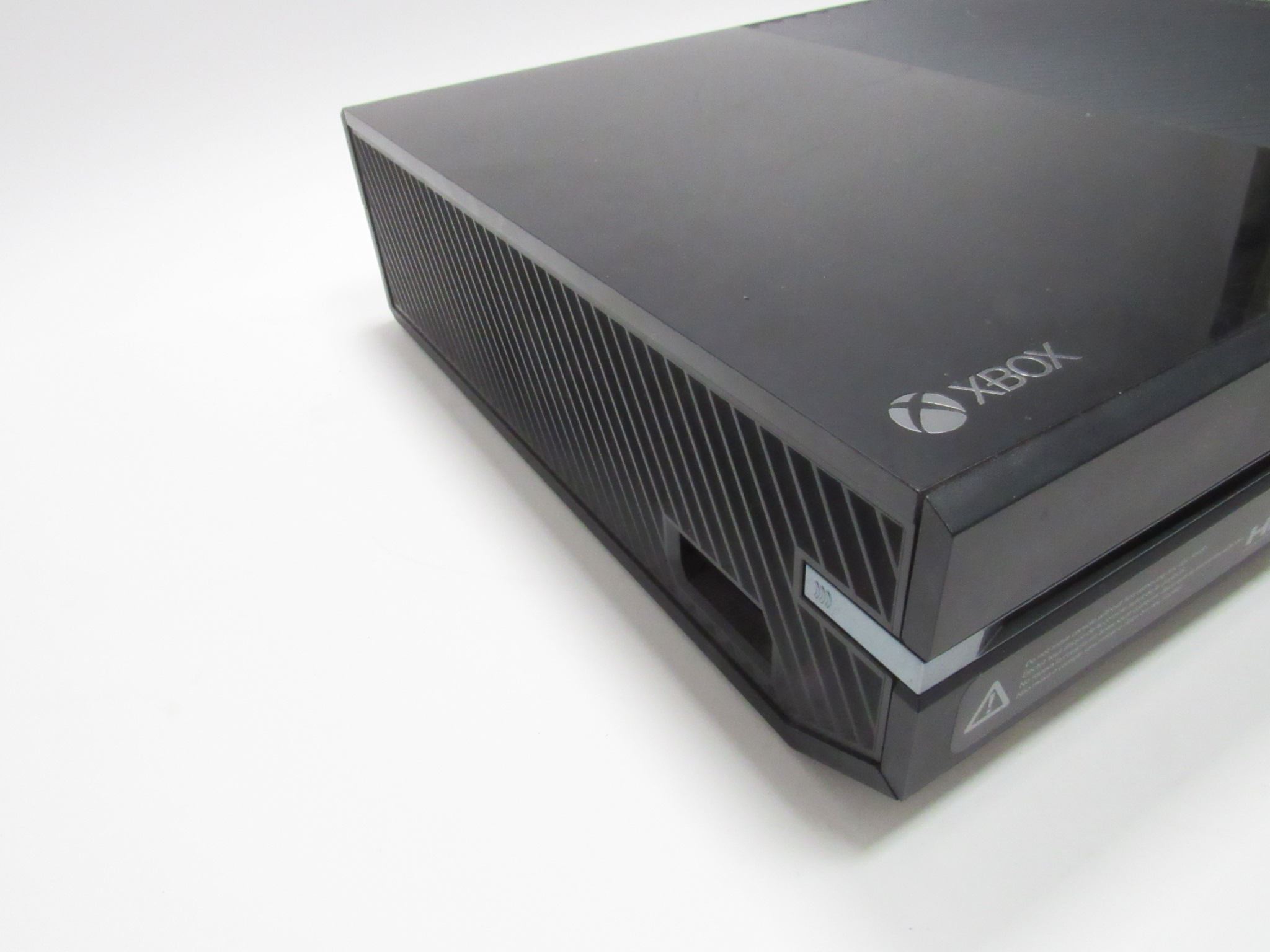 Microsoft Xbox One 1540 500GB HDD Black Body Home Video Game Console 0258