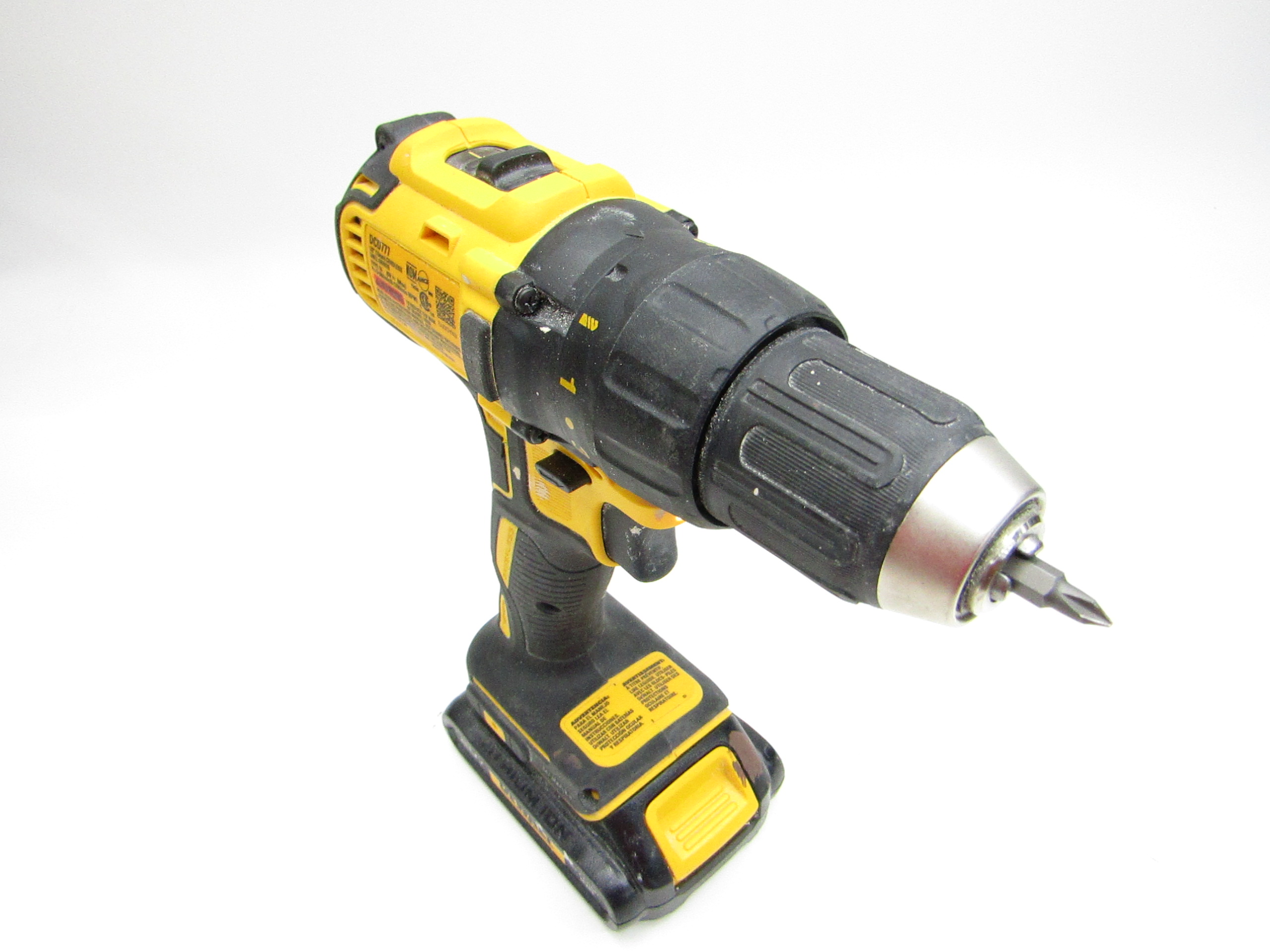 DEWALT DCD777 20-Volt Max Lithium-Ion 1/2-in Brushless Drill/Driver