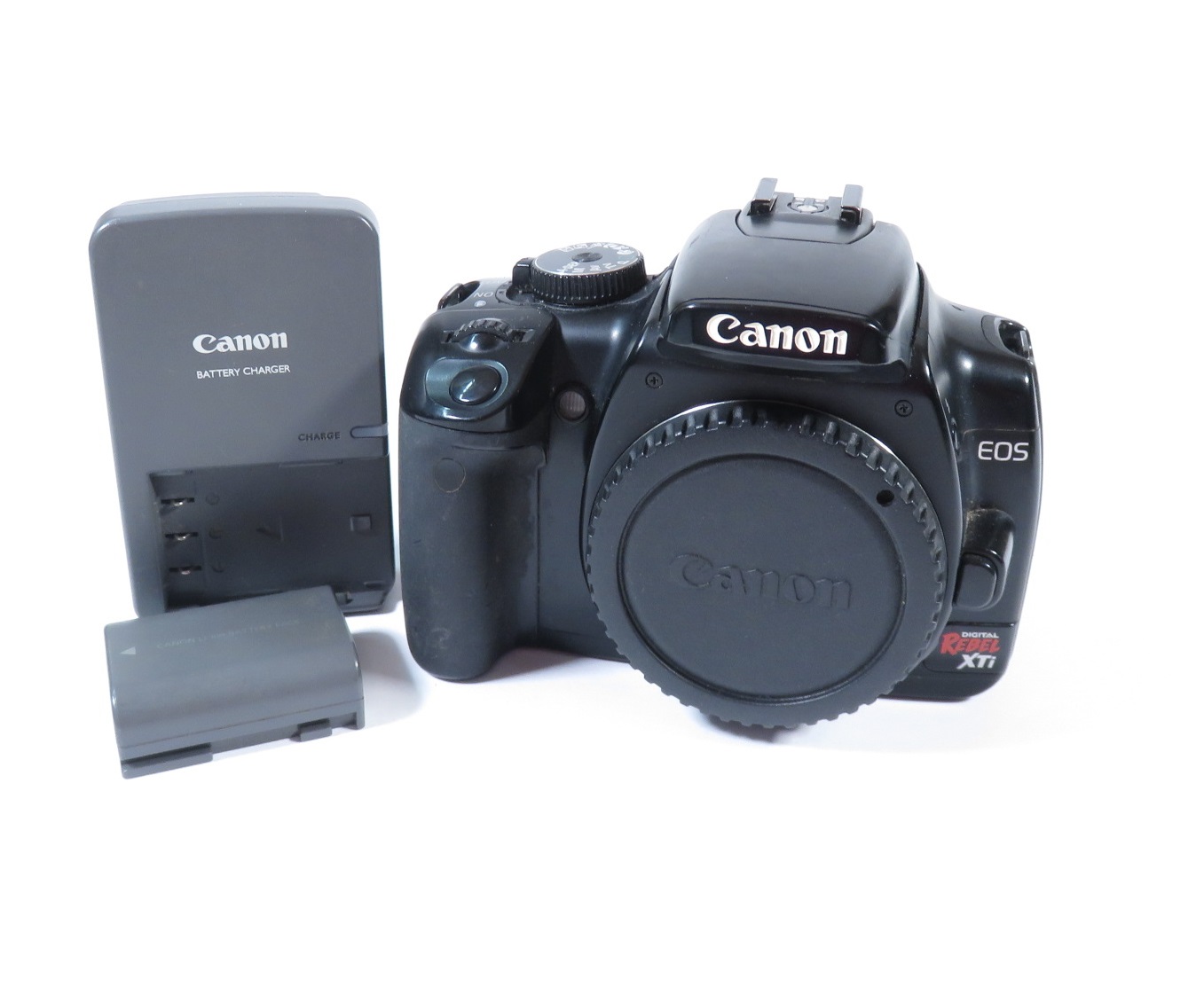 Canon EOS Digital Rebel XTi 10.1 Megapixel APS-C Size CMOS Digital SLR ...