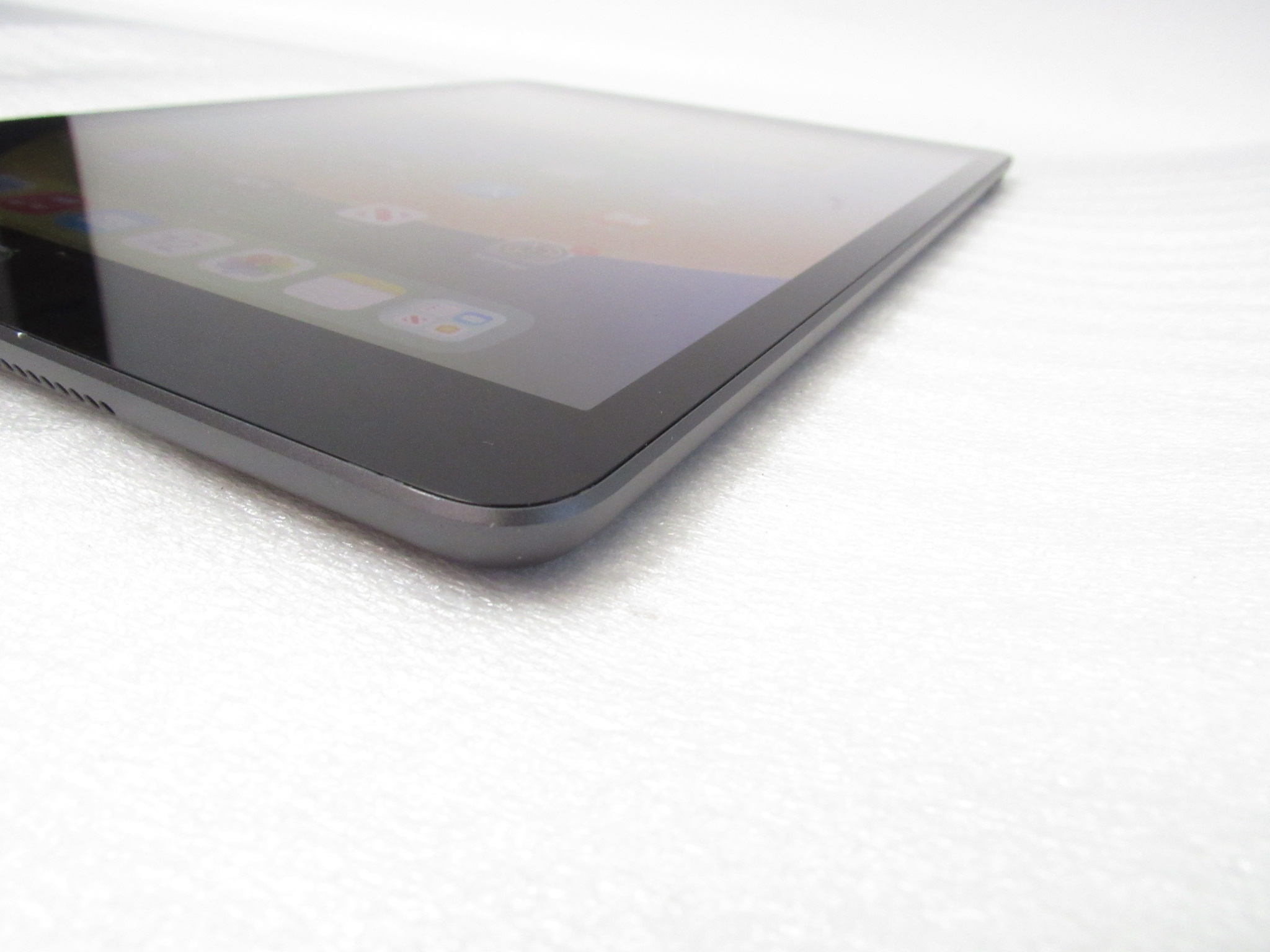 Apple iPad MK2K3LL/A A2602 10.2" 9th Gen (Wi-Fi Only) 64GB Storage Tablet