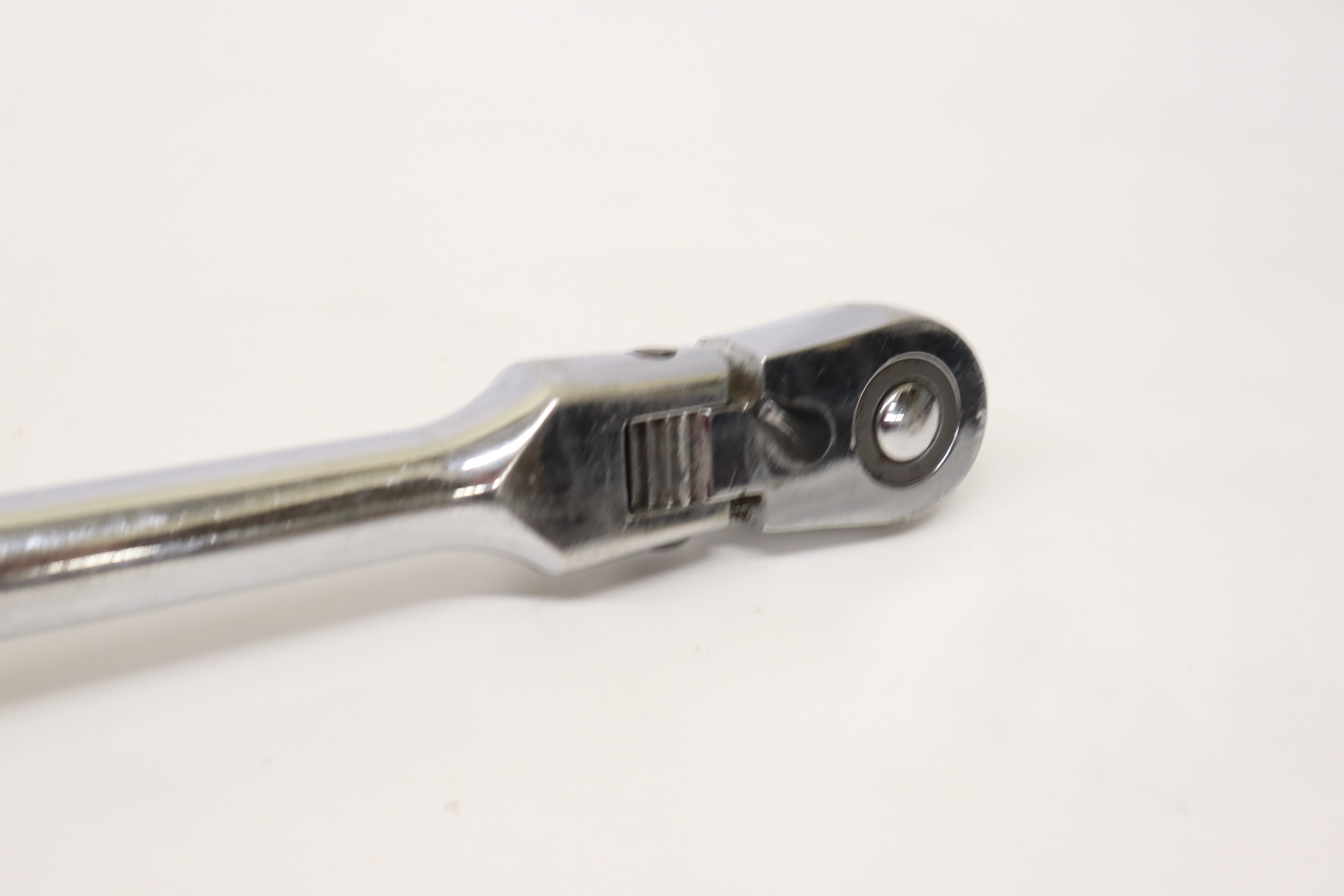 Mac Tools VR22FPA 1/2" Drive Bi-Material Pear-Head Flex Ratchet 22"