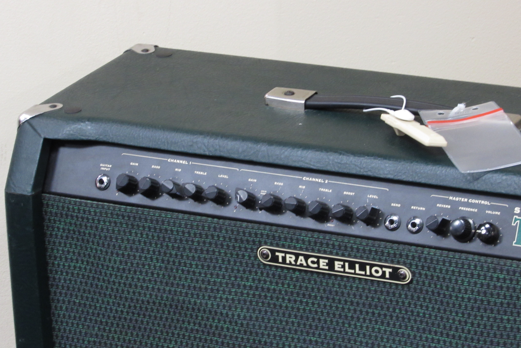 Trace Elliot Super Tramp Twin 2x12 Guitar Combo Amplifier - Local Pick ...