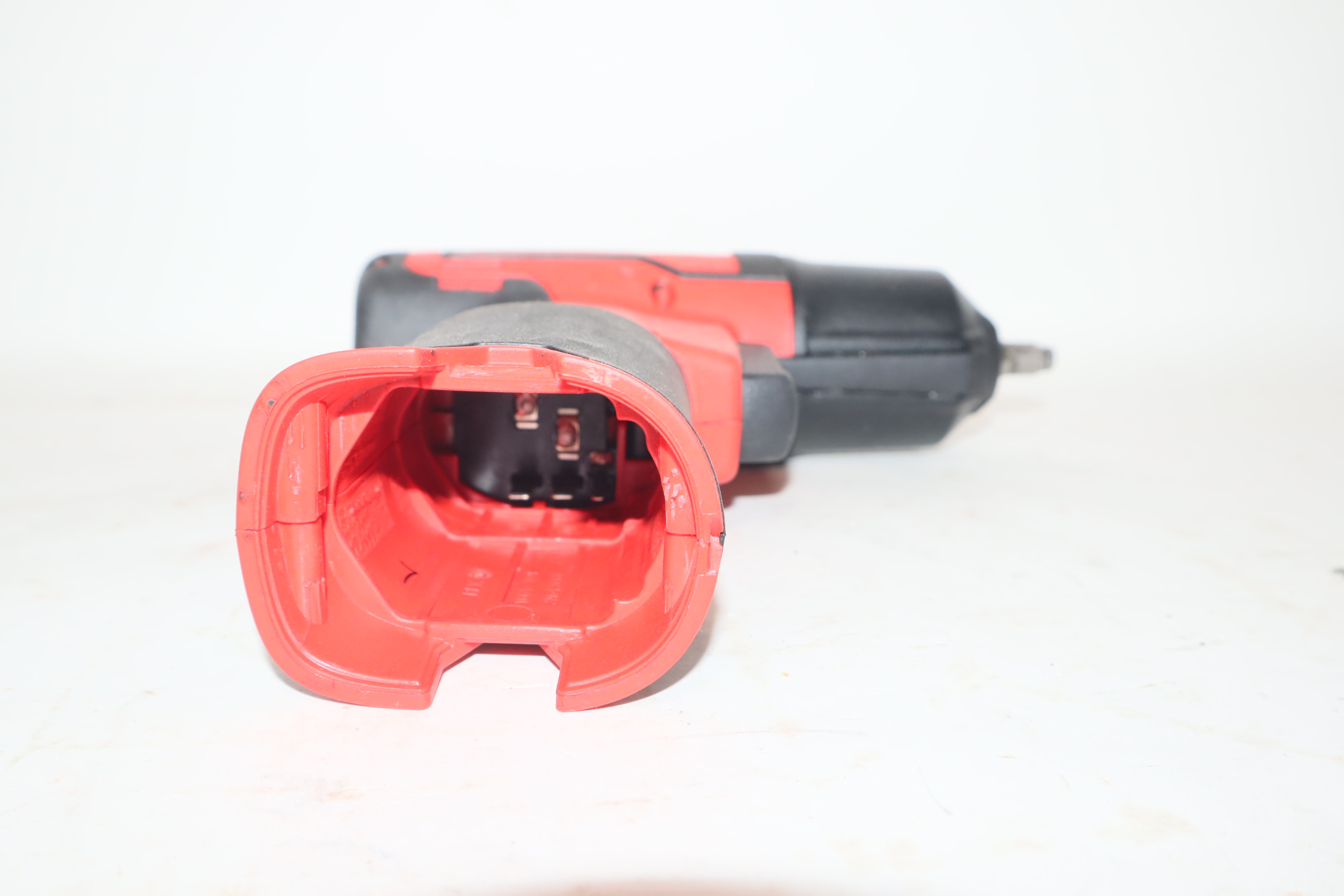 Snap-on Tools CT725A 14.4 V 3/8? Drive MicroLithium Cordless Impact ...