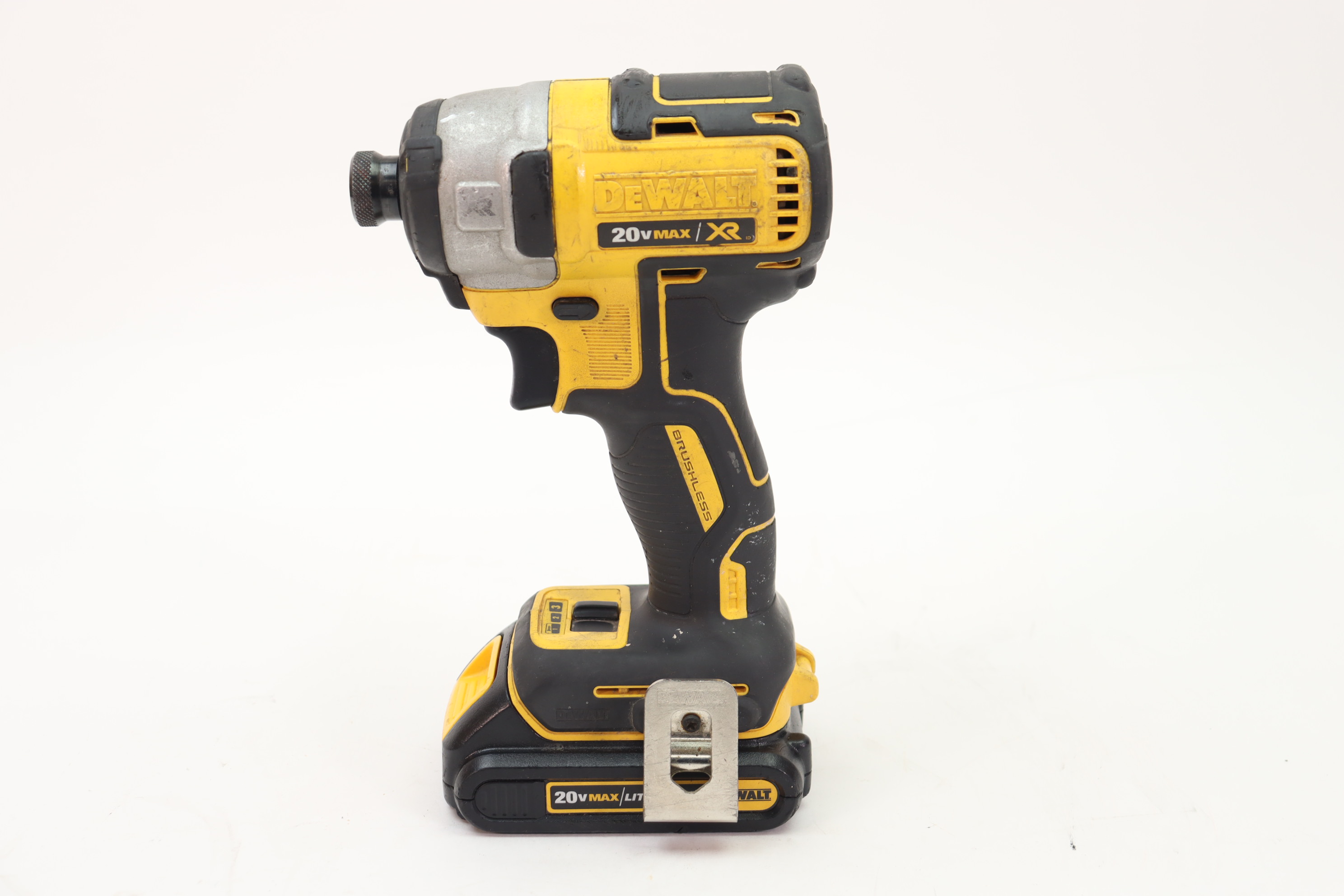 DeWalt DCF887 20V MAX XR Cordless Brushless 3-Speed 1/4 in. Impact Driver