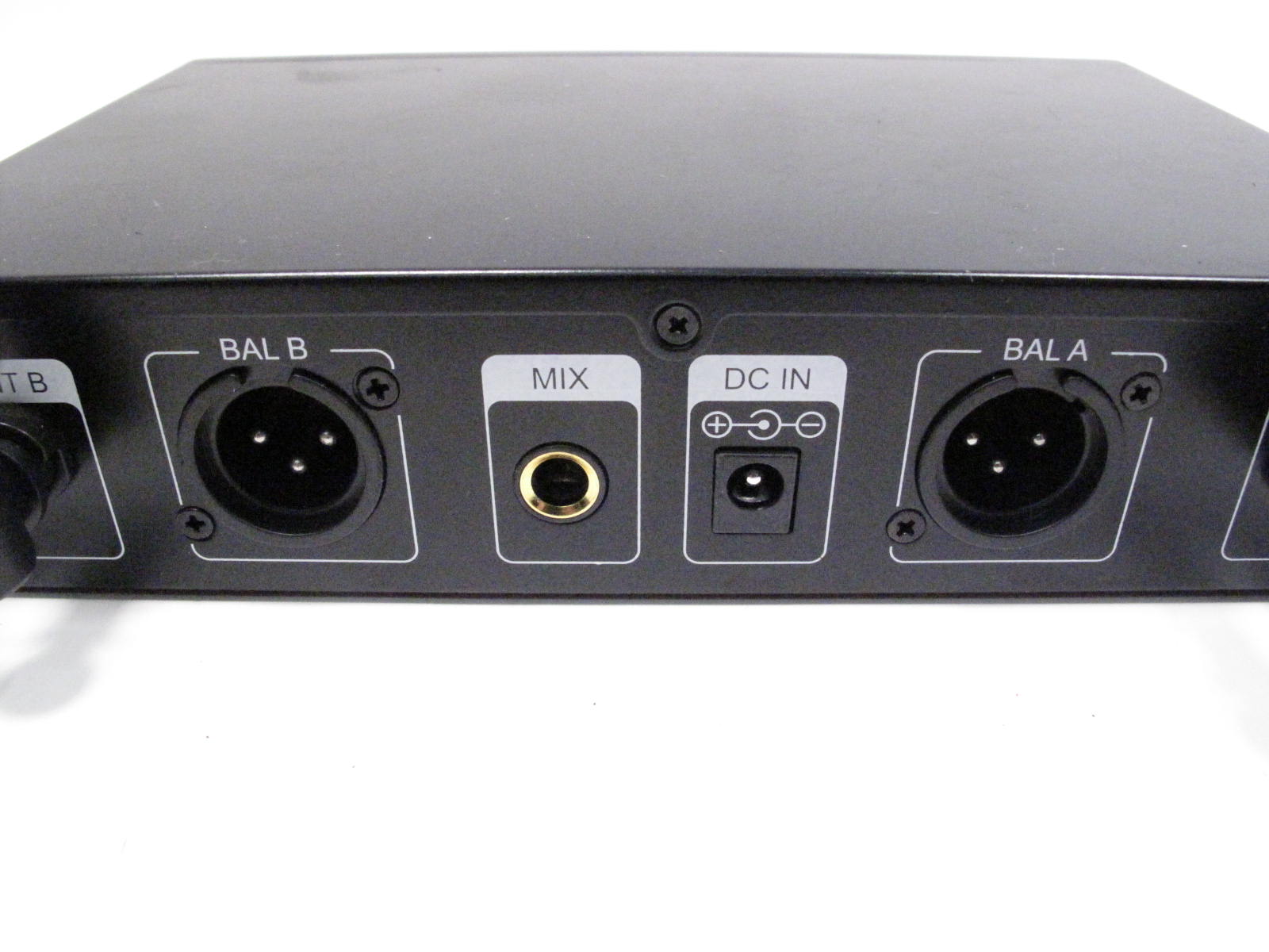Tonor TW-820 Wireless Microphone System 2 Mics