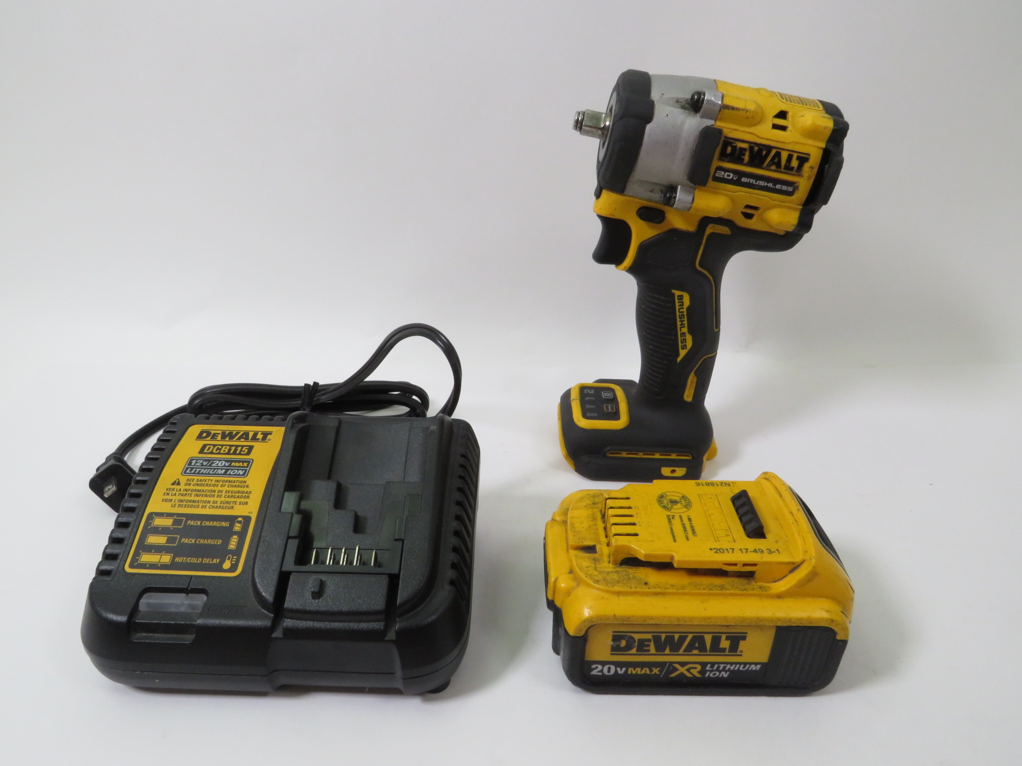 DeWalt DCF923 3/8" Cordless Compact Wrench