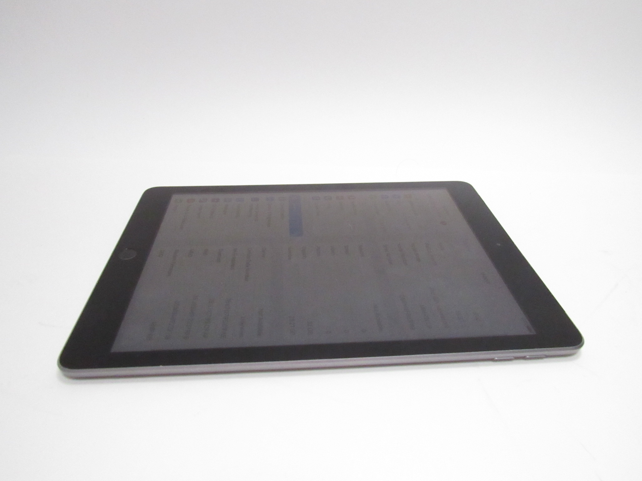 Apple iPad 6th Gen MR6R2LL/A A1954 32GB Silver