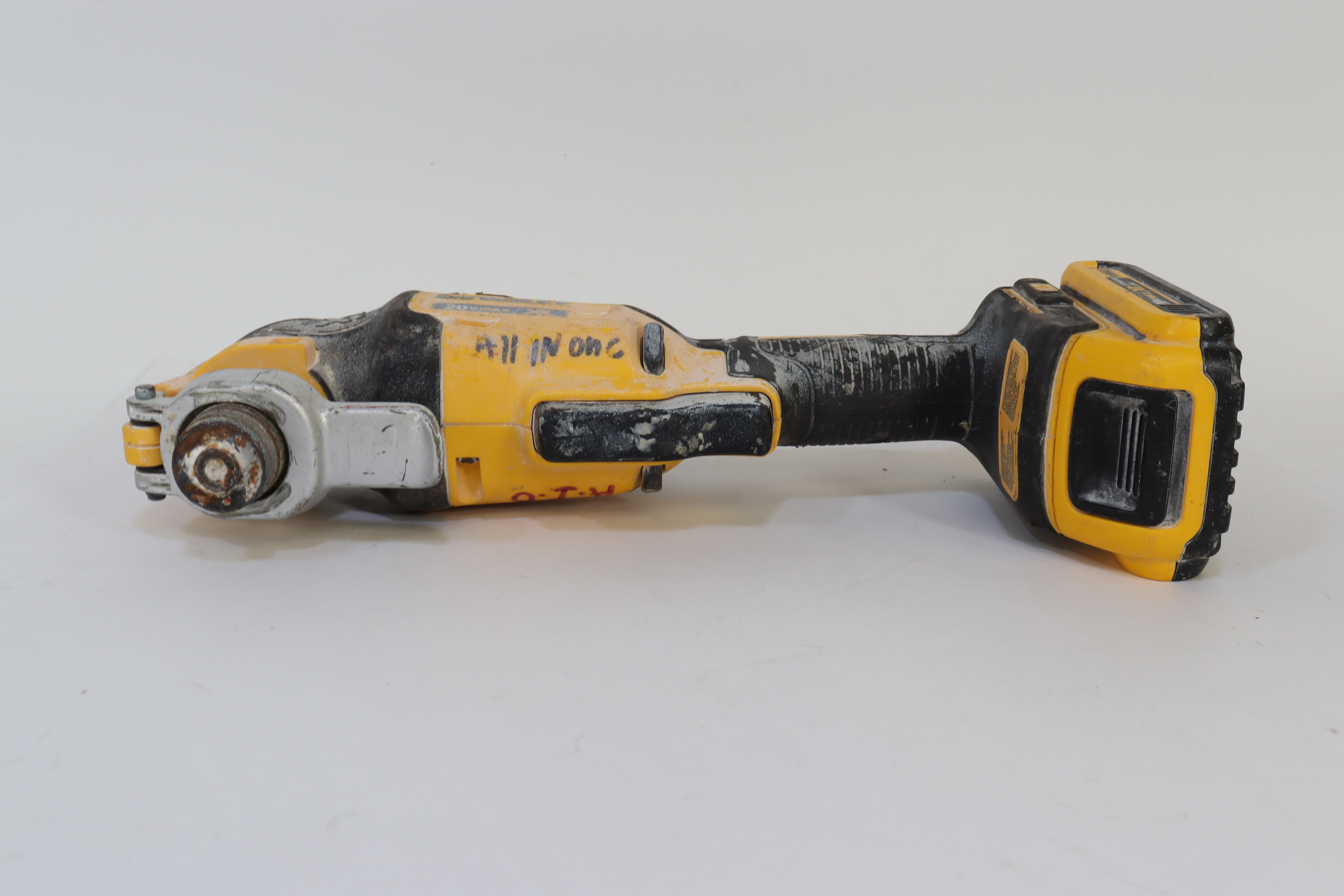 DEWALT DCS355 20V MAX XR Cordless Brushless Oscillating Multi-Tool