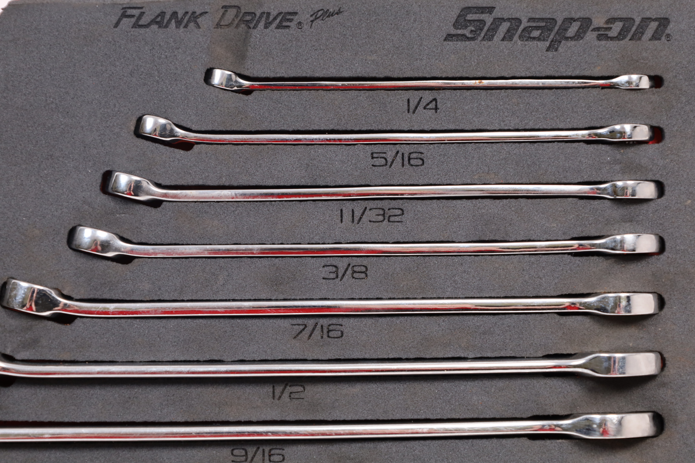 Snap-On Tools Flank Drive SOEXFSET1BR 19-Piece 12-Point SAE Combination ...