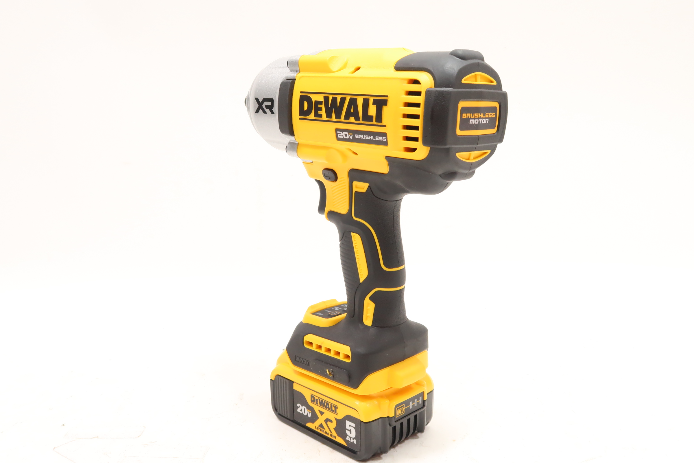 DeWalt DCF900 20V Lithium-ion 1/2'' Drive Brushless 3-Speed Impact Wrench