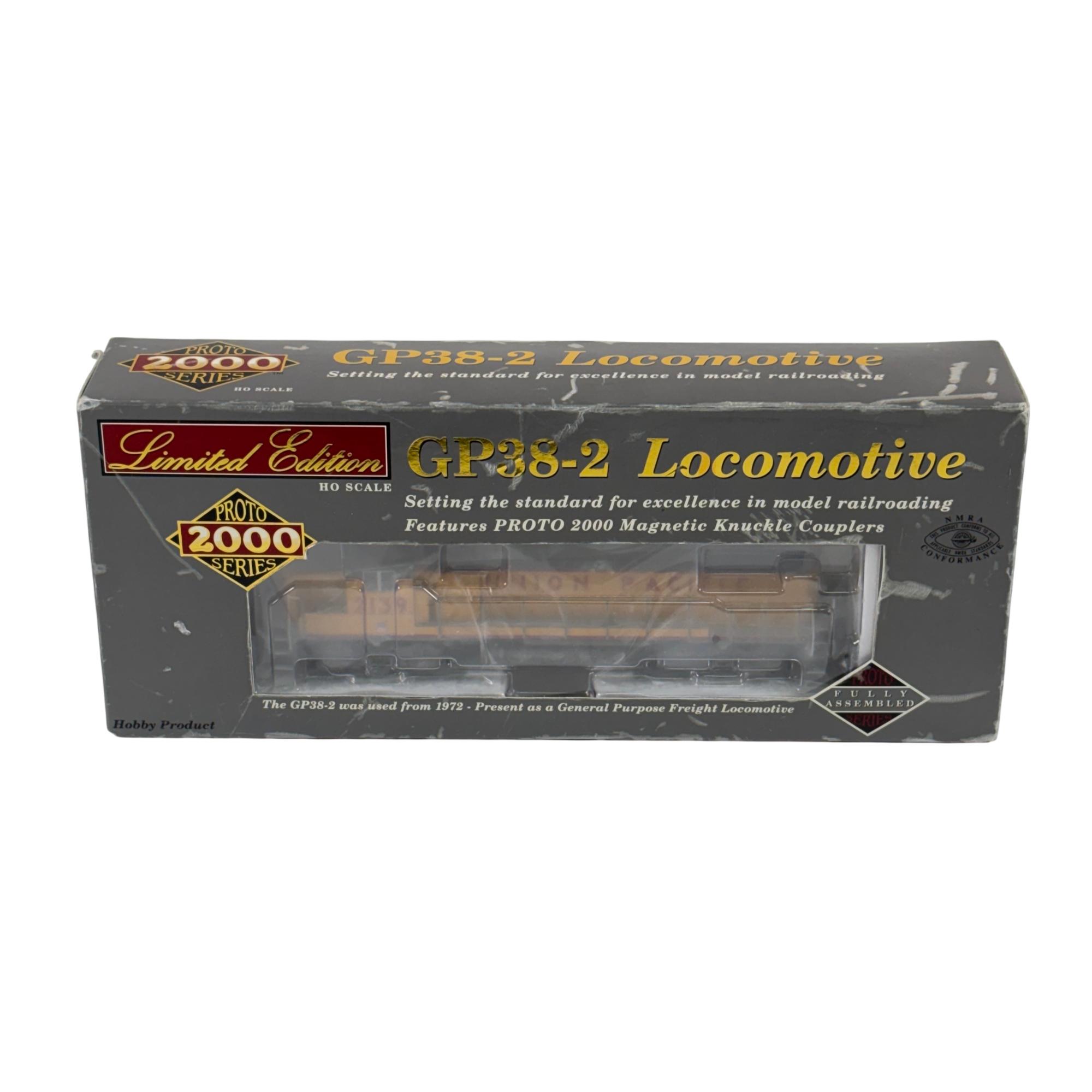 Life-Like Proto 2000 31056 Limited Edition HO Scale GP38-2 Locomotive