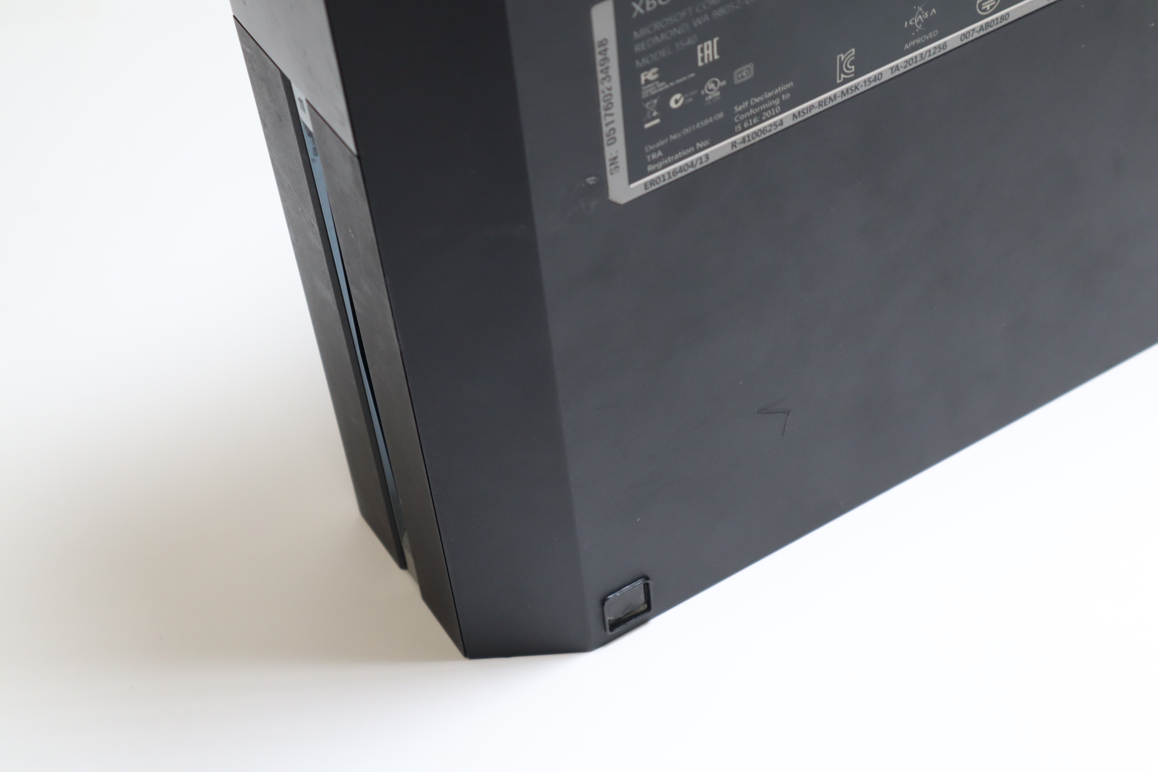 Microsoft 1540 500GB Xbox One 1st Gen Video Game Console 9083