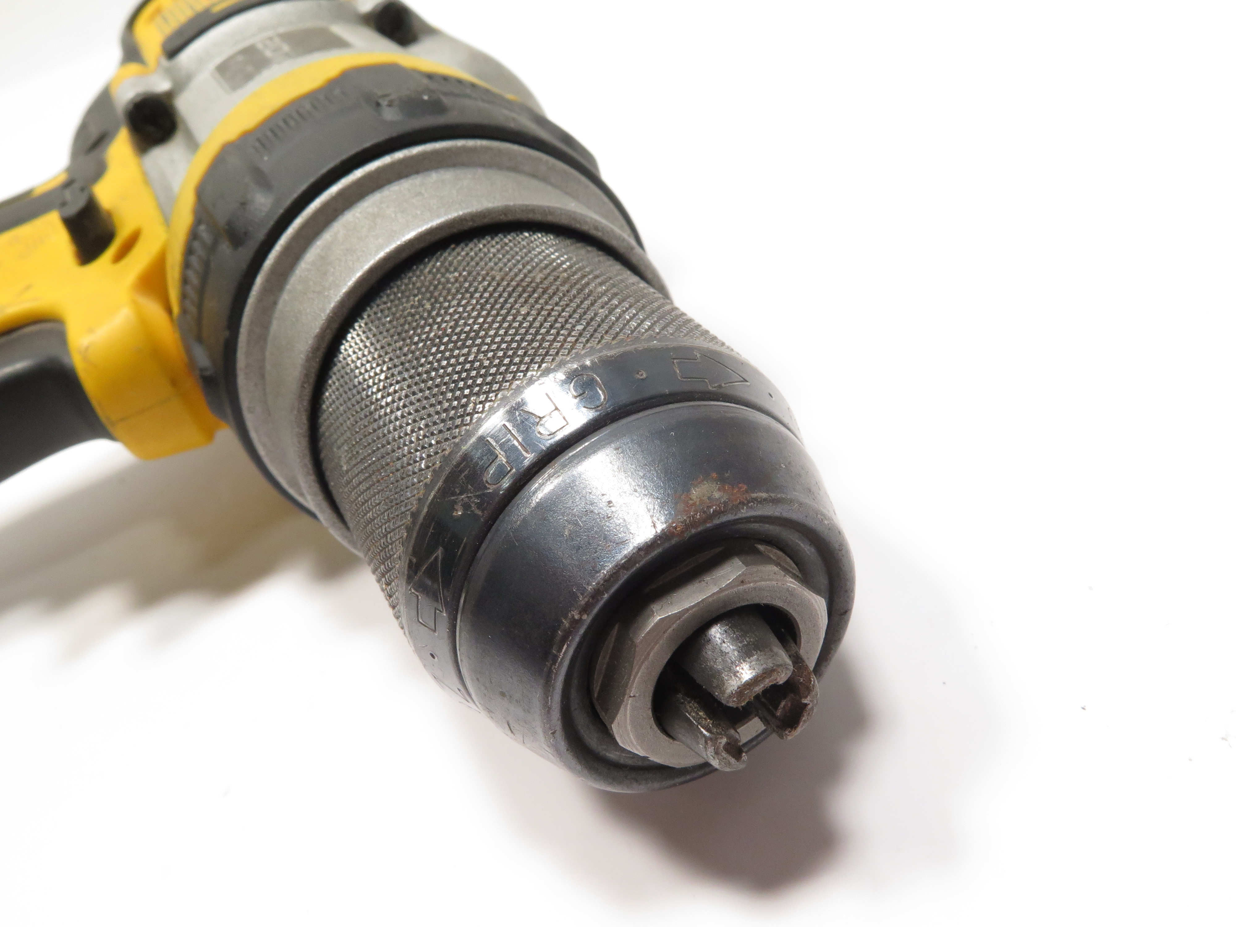 DeWalt DCD999 20-Volt MAX Brushless Cordless 1/2 in. Hammer Drill/Driver