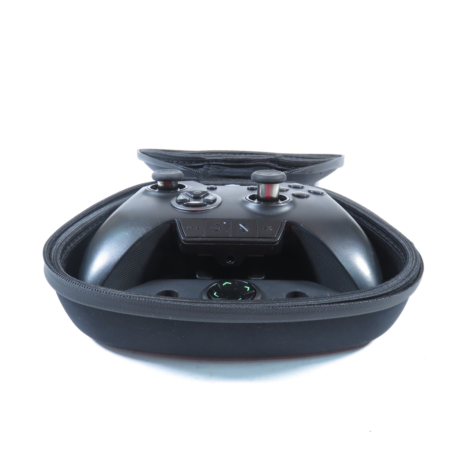 Razer Wolverine Ultimate RZ06-0225 Corded Mappable Video Game Controller