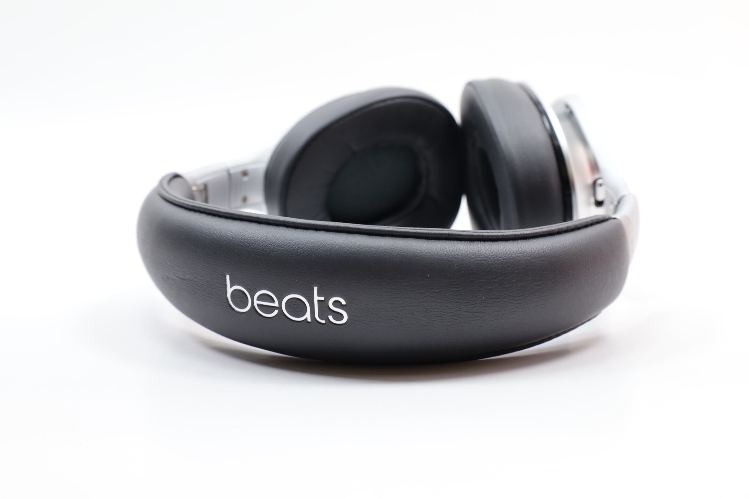 Beats by Dr. Dre Executive 128705-00 Over-the-Ear Wired Headphones