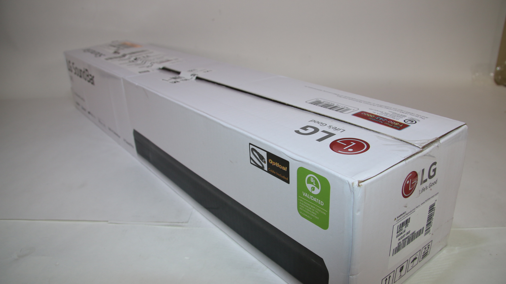 LG SP2 2.1 Channel Bluetooth Sound Bar / Built-In Subwoofer